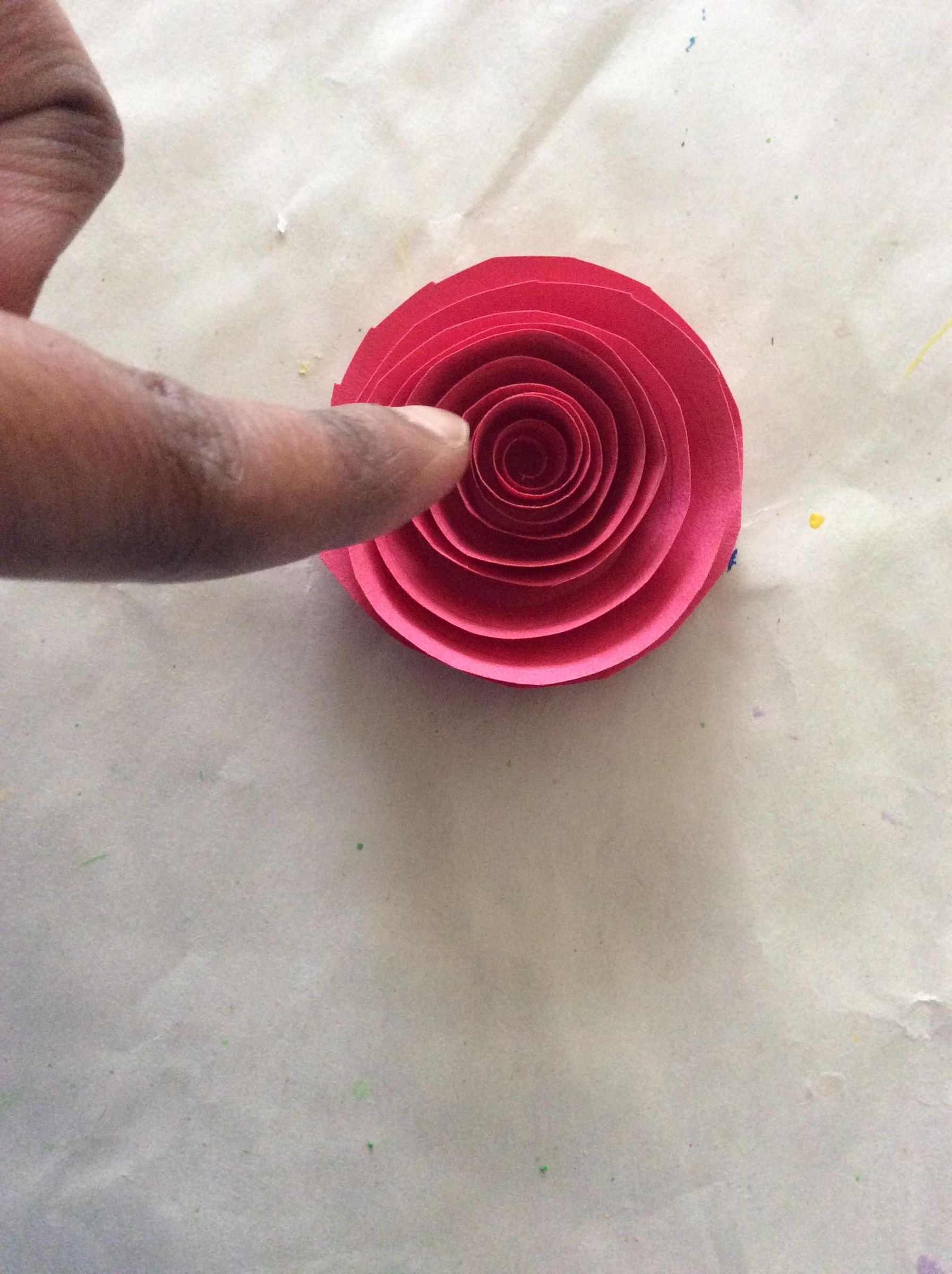 DIY Rolled Paper Flowers Wall Decor : 4 Steps - Instructables