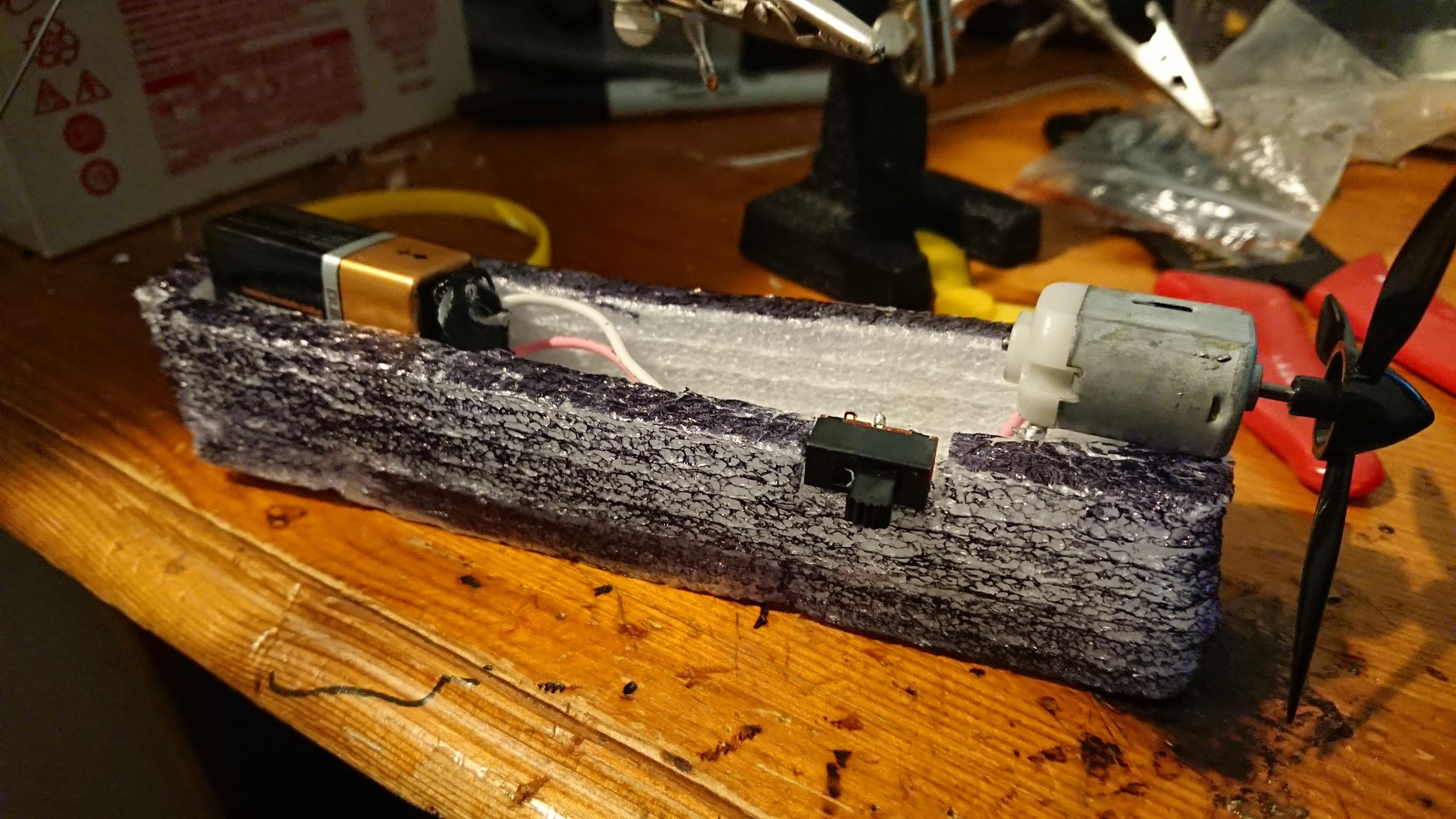 Mini Battle Ship : 6 Steps - Instructables