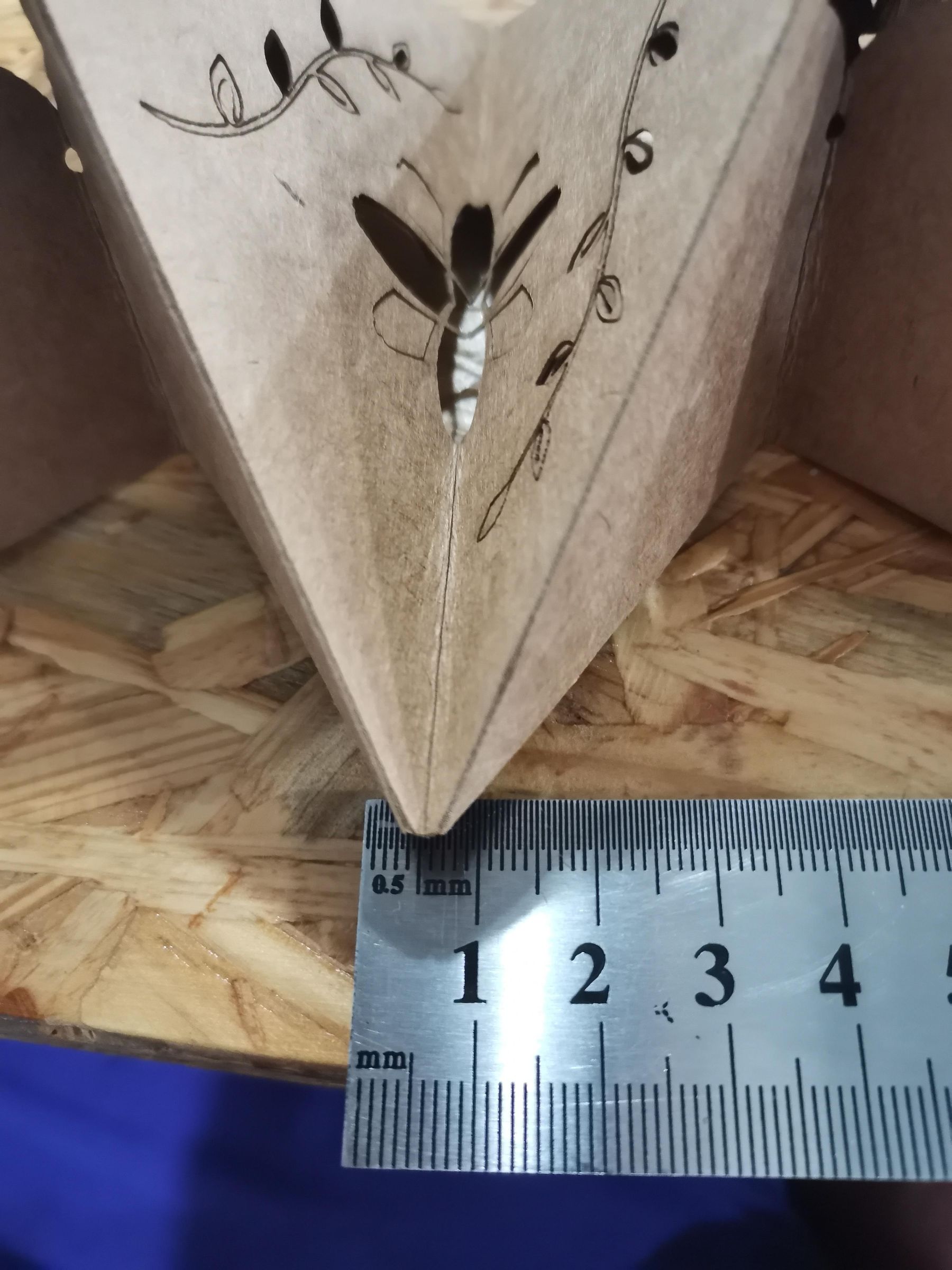 Hanging Foldable Lampshade! : 8 Steps (with Pictures) - Instructables