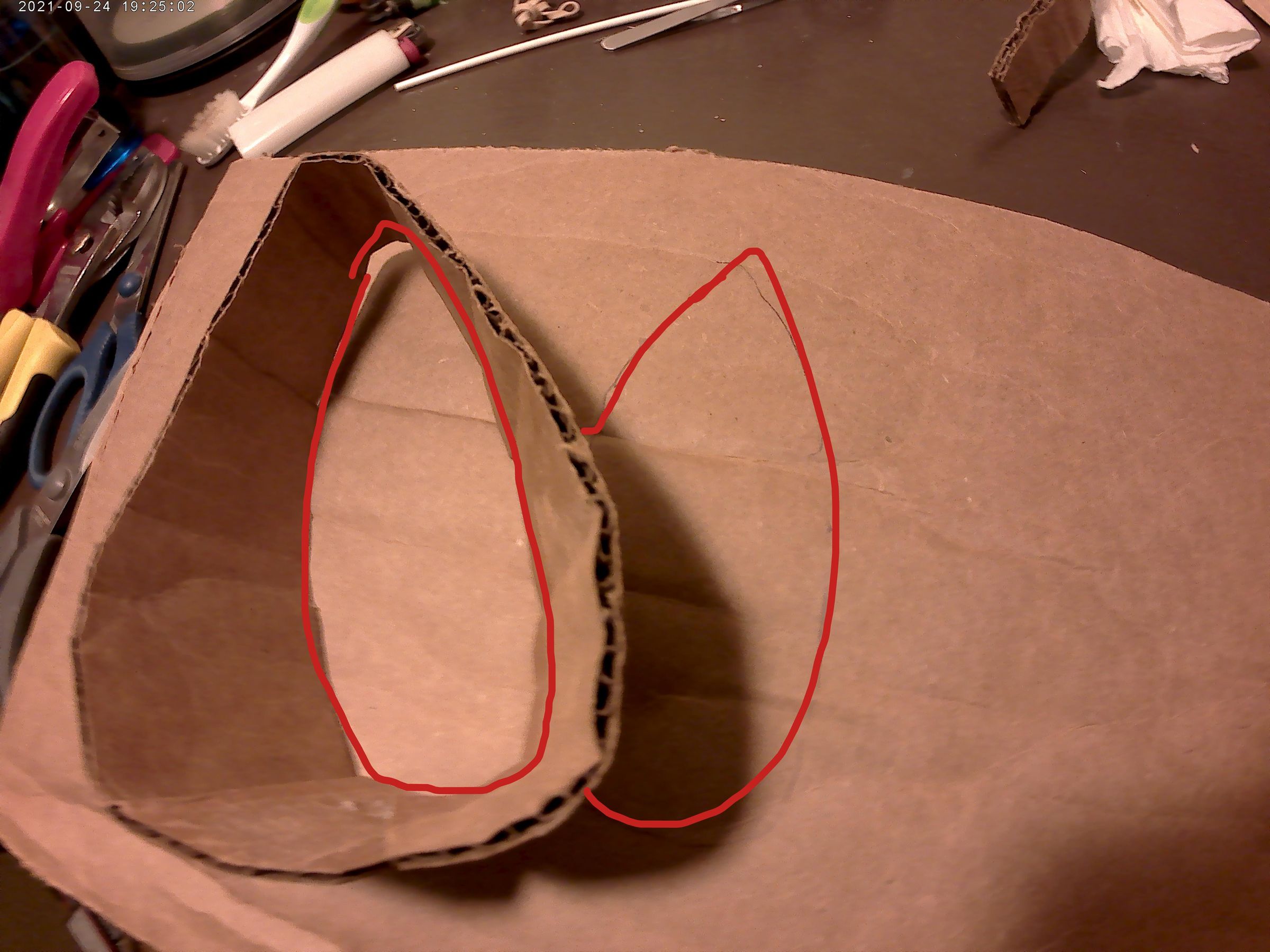 Cardboard Gas Mask : 7 Steps (with Pictures) - Instructables