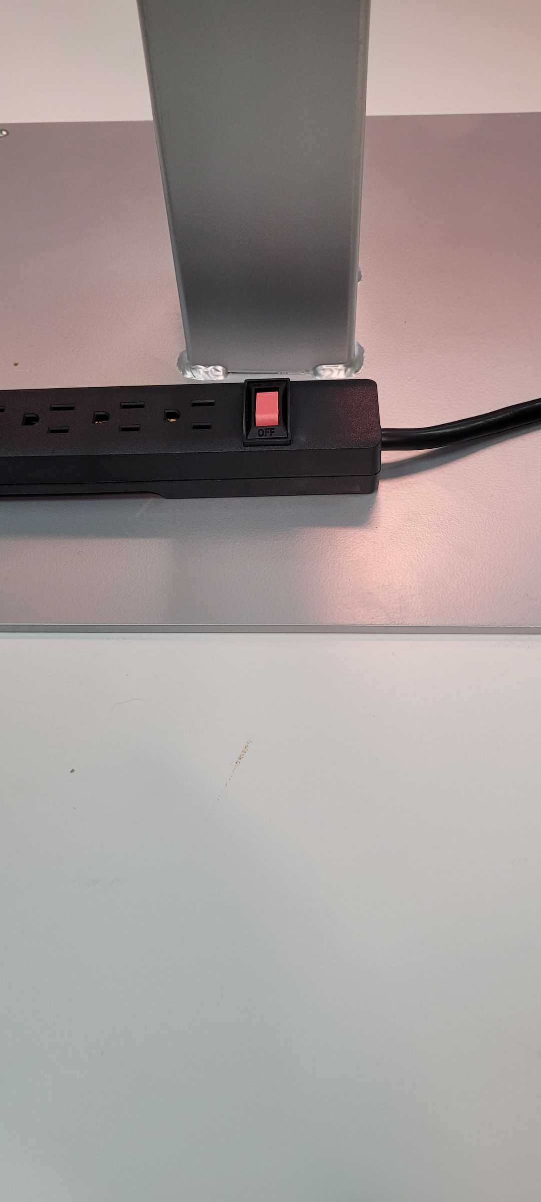 Table Cable Management System : 8 Steps (with Pictures) - Instructables