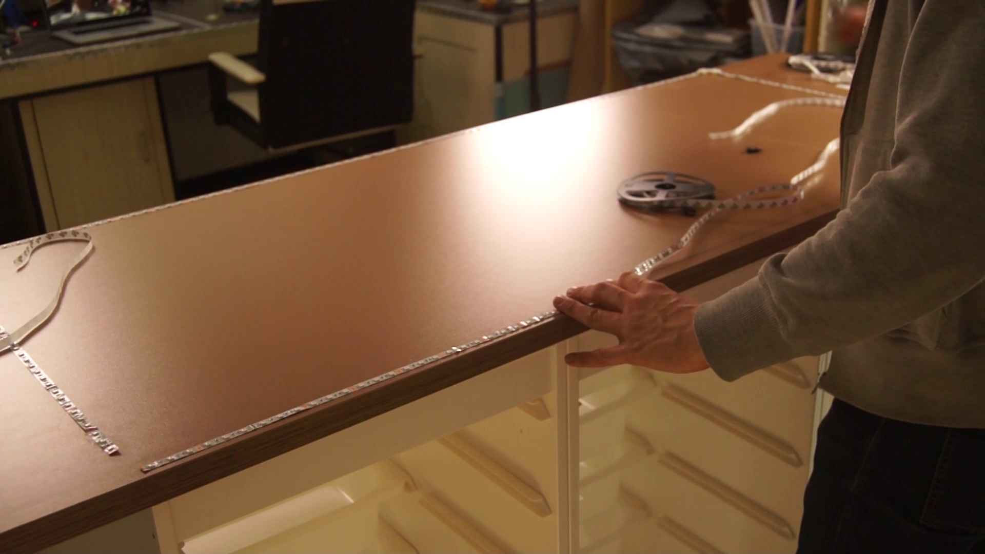 IKEA Hack: Practical Workbench : 11 Steps (with Pictures) - Instructables