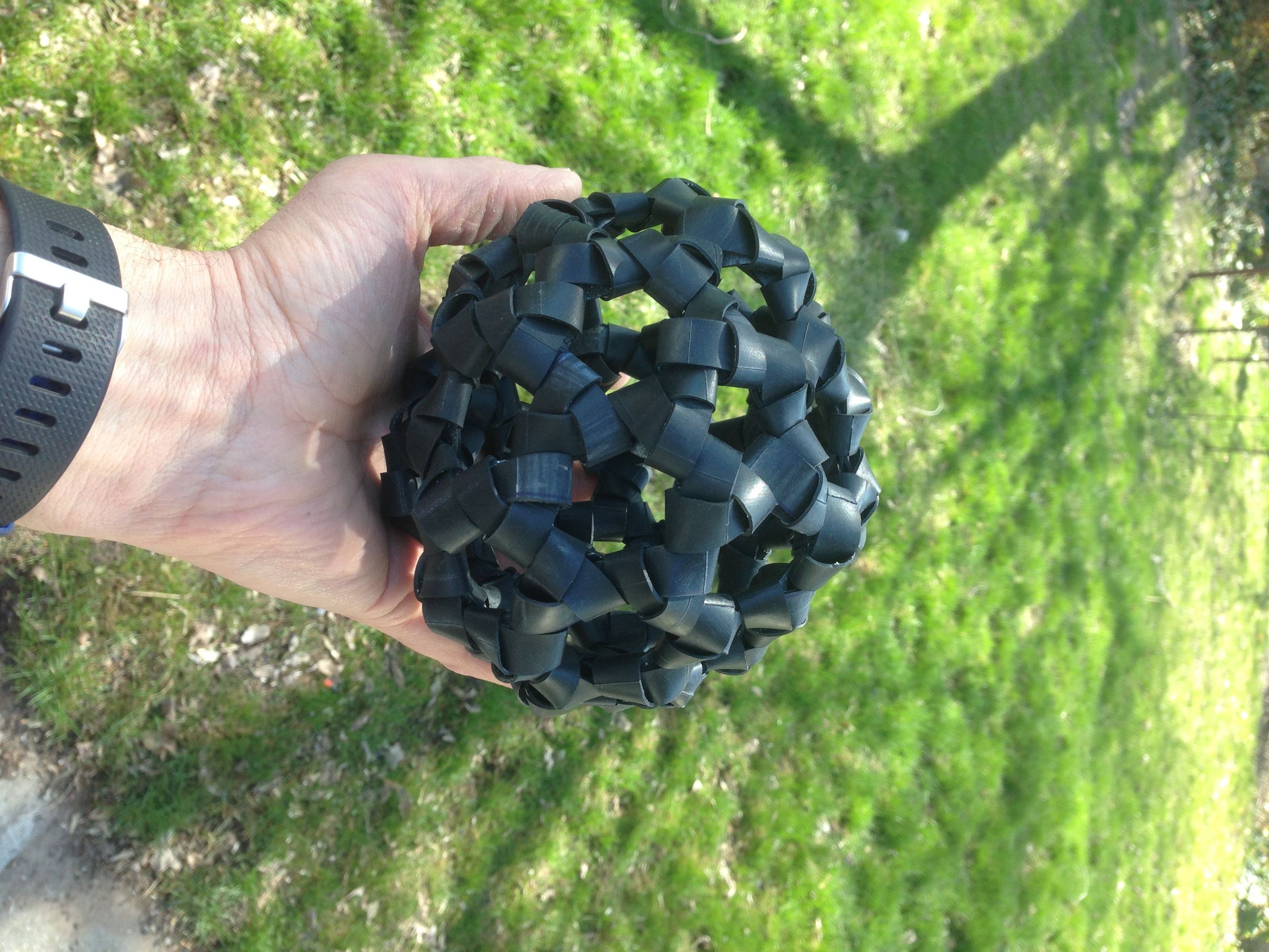 Innertube Loop Creations : 3 Steps (with Pictures) - Instructables