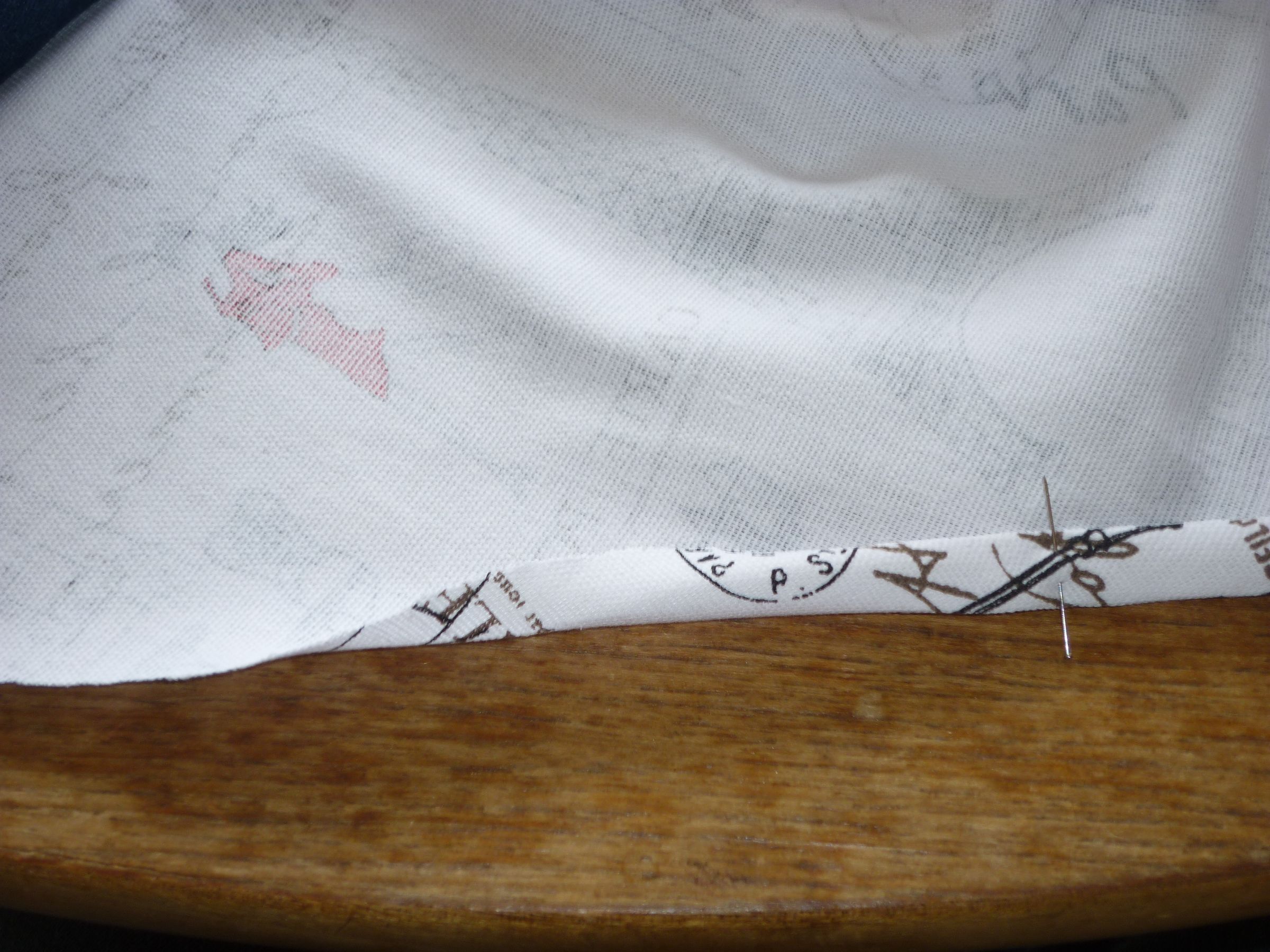 Sew an Octagonal Tablecloth Without a Pattern : 5 Steps - Instructables