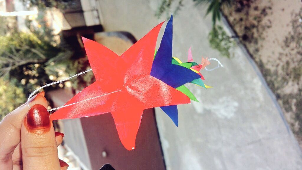 Hanging Stars : 4 Steps - Instructables