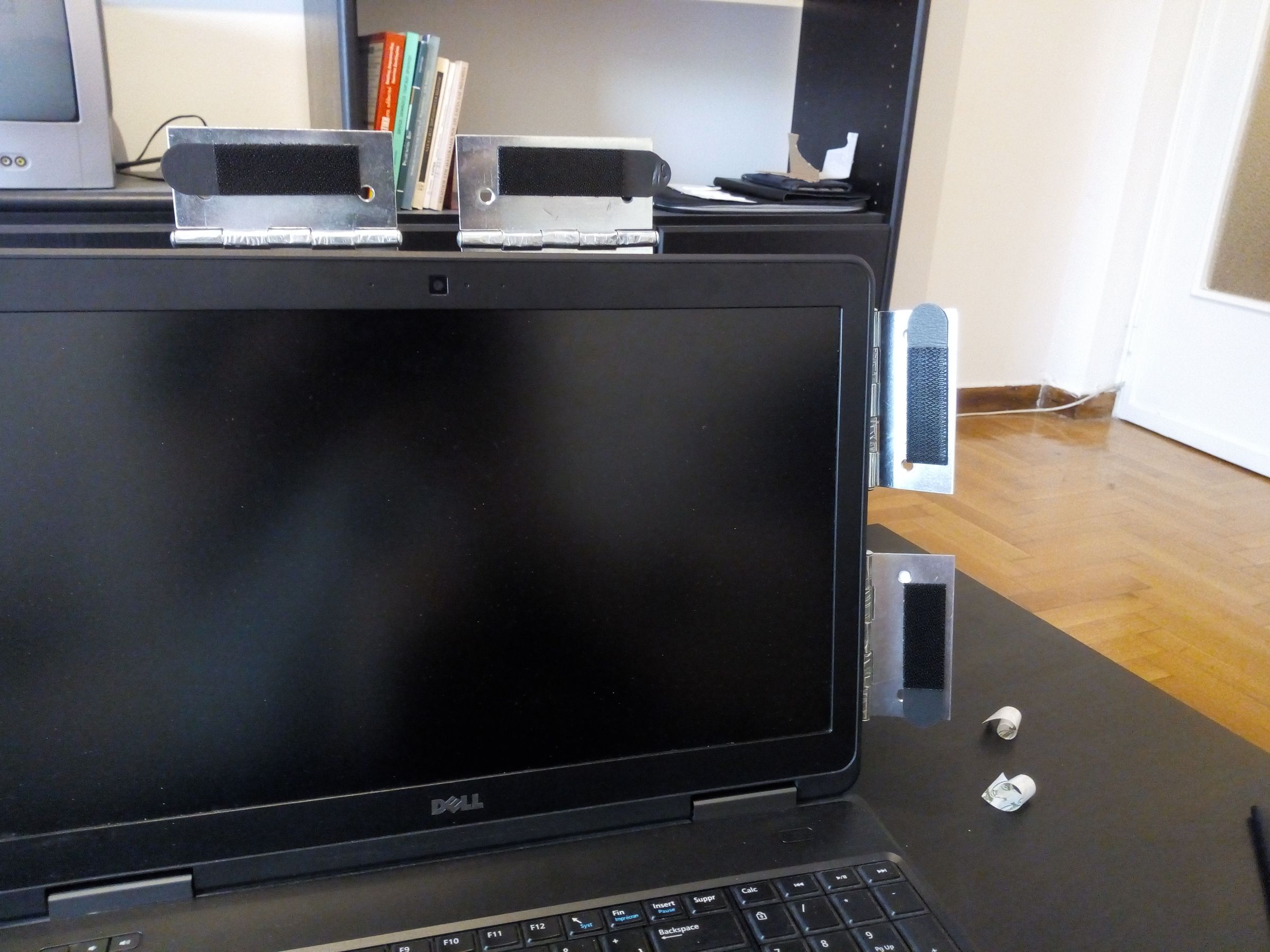 Laptop Triple Monitor Setup : 7 Steps - Instructables
