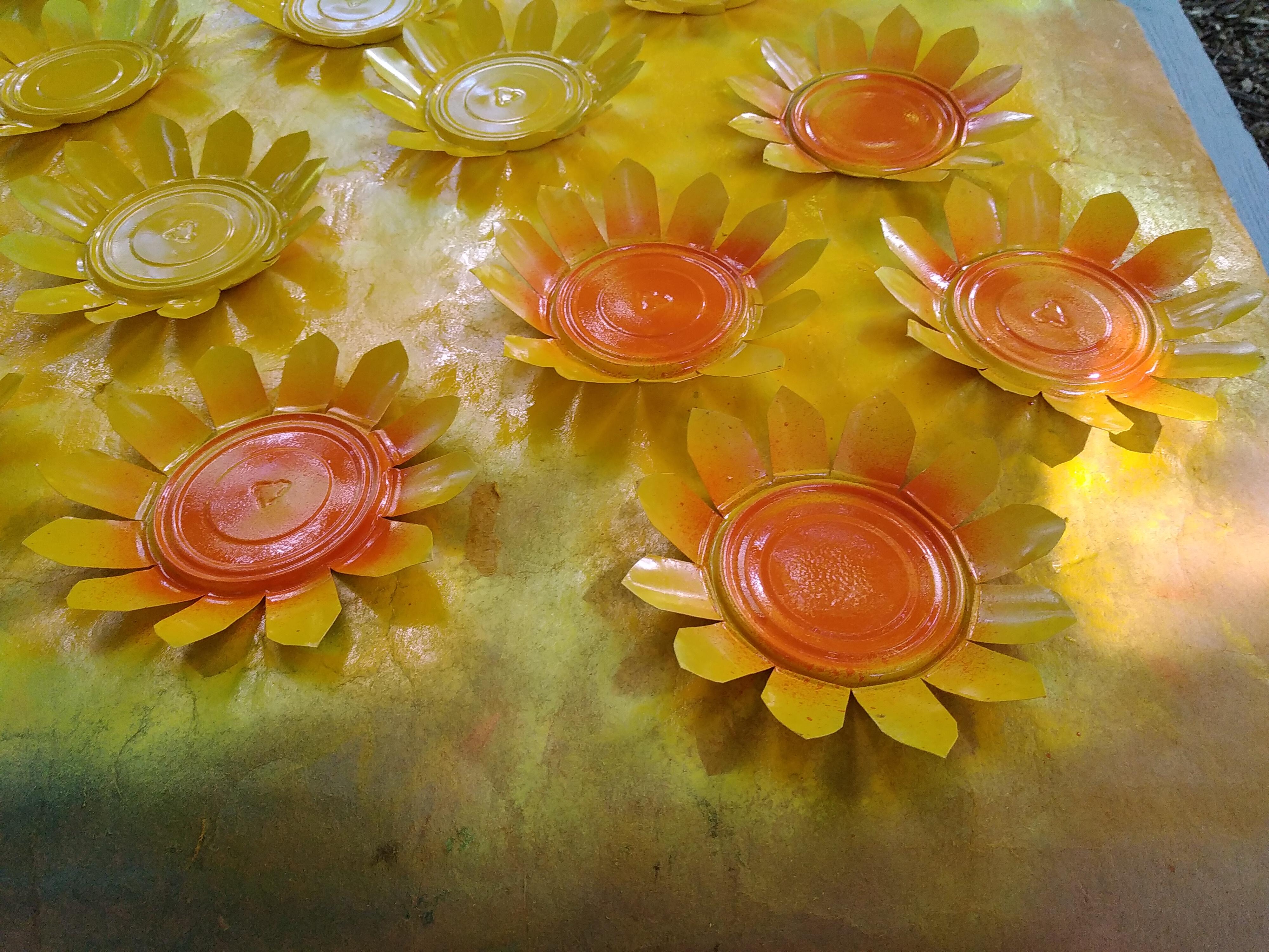 Cat Food Can Sunflowers : 11 Steps (with Pictures) - Instructables