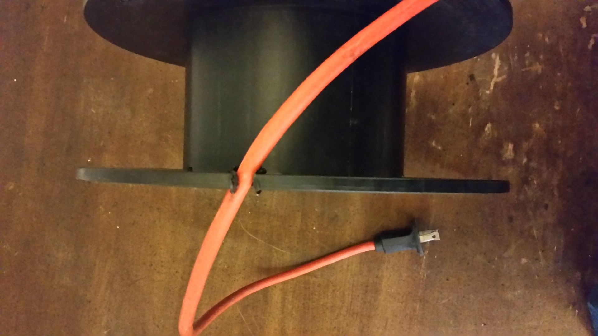 Wire Wheel Extension Cord Holder - Instructables
