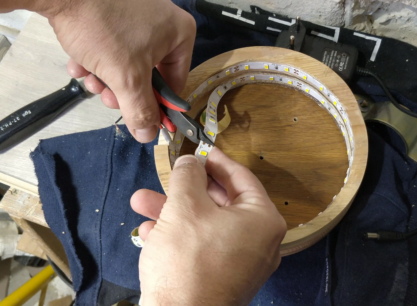 Plug-in Round Wood Wall LED Lamp | Portable Circle Socket Plug Night ...