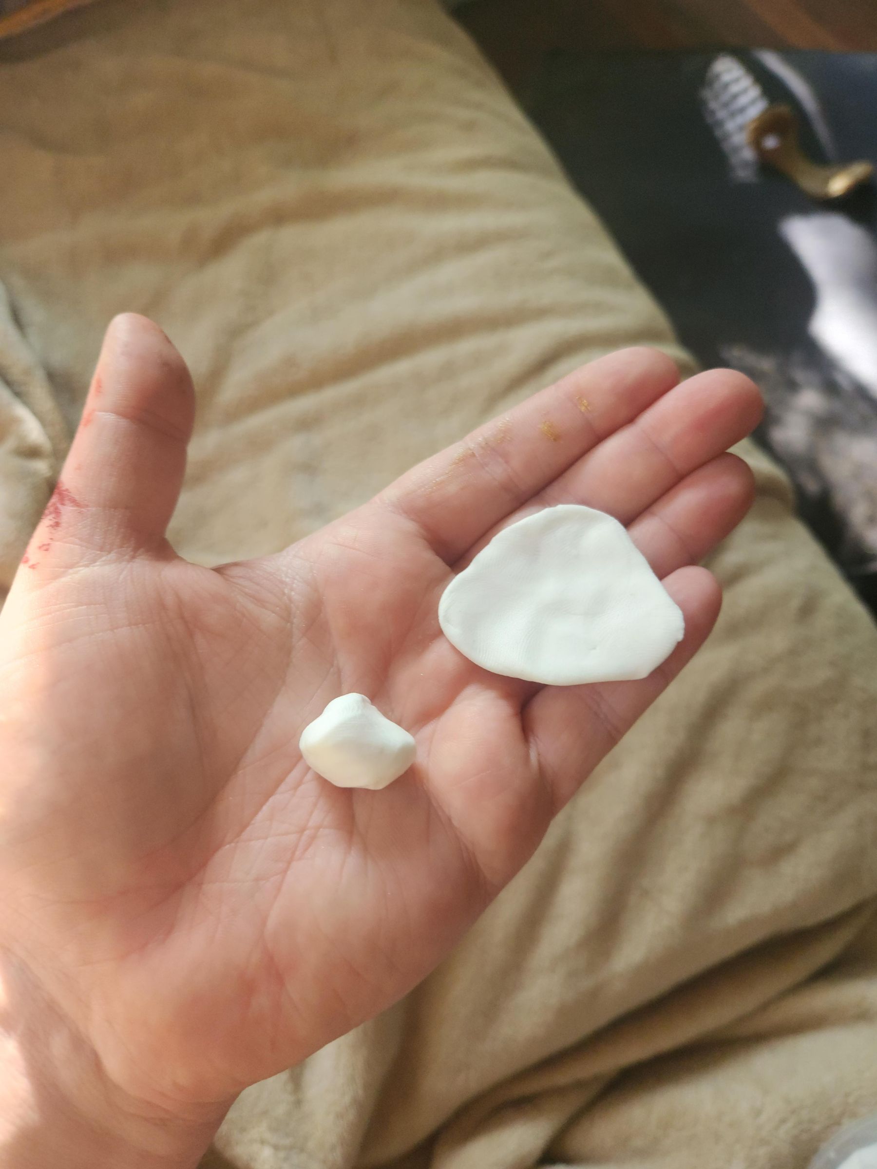 The Last of Us Clicker Mask : 13 Steps (with Pictures) - Instructables