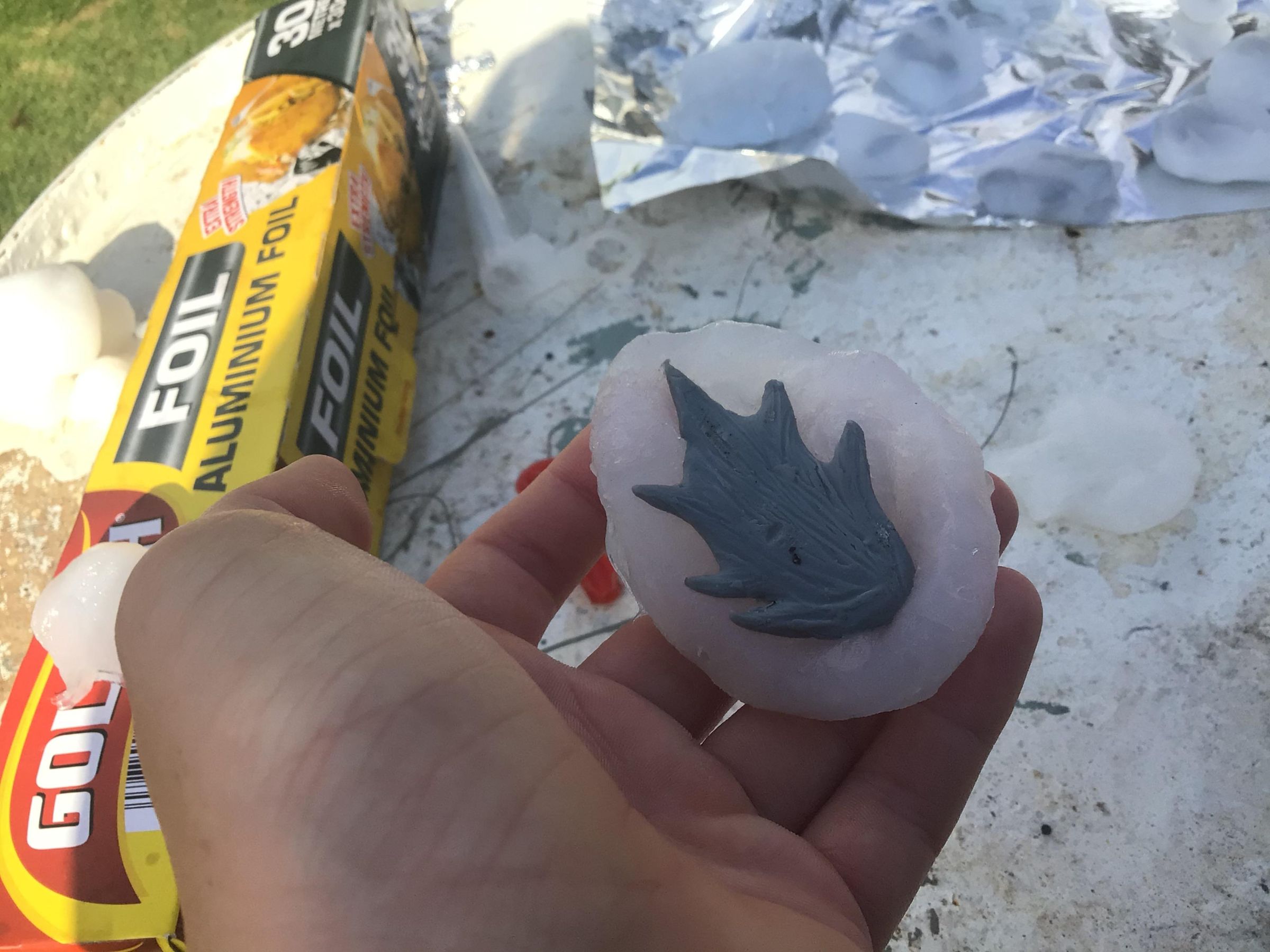 DIY Light Up LED Godzilla Lamp : 9 Steps (with Pictures) - Instructables