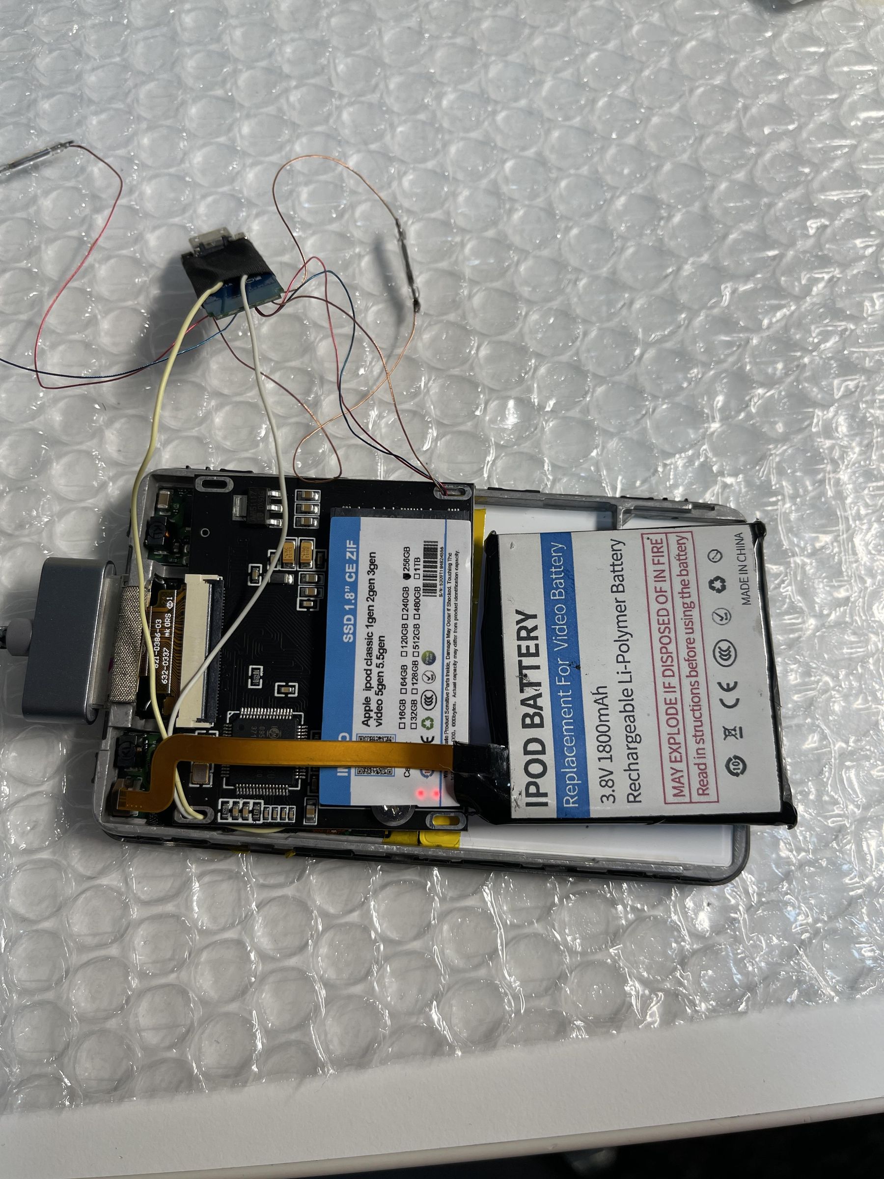 Mod Your 5G Video IPod With Internal Bluetooth : 8 Steps (with Pictures ...