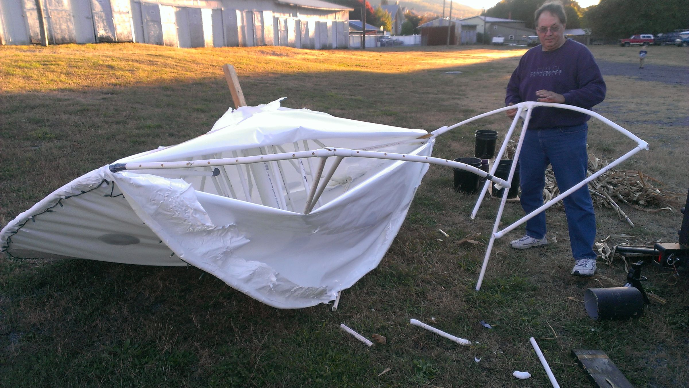This Is My Alien Invasion Parade Float : 7 Steps - Instructables