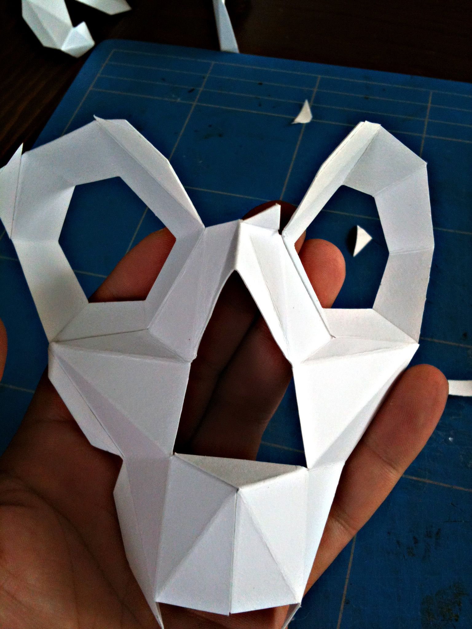 Bonus: Papercraft Skull Mask : 5 Steps (with Pictures) - Instructables