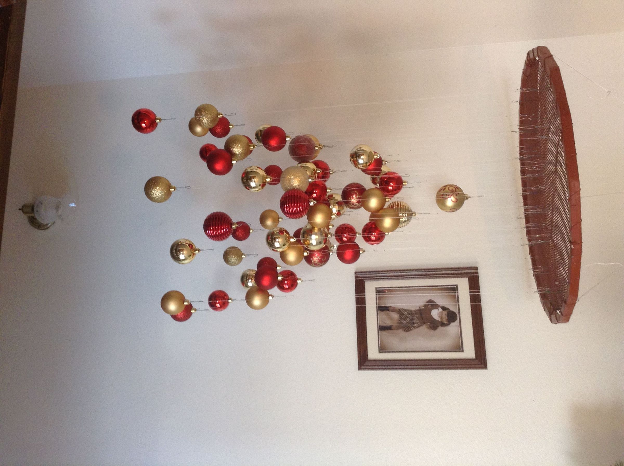 Floating Christmas Tree : 4 Steps - Instructables