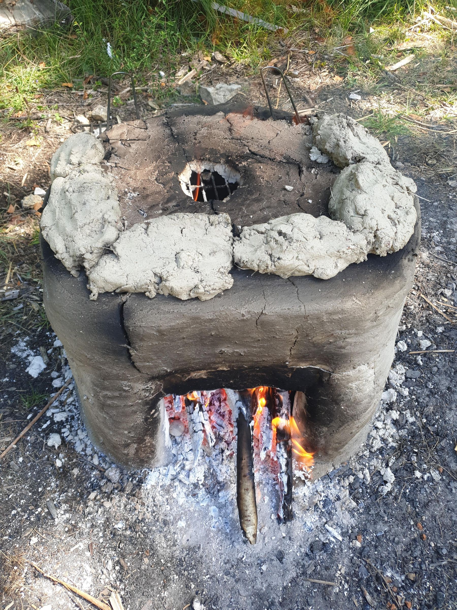 Primitive Pottery Wood Firing Updraft Kiln : 7 Steps (with Pictures ...