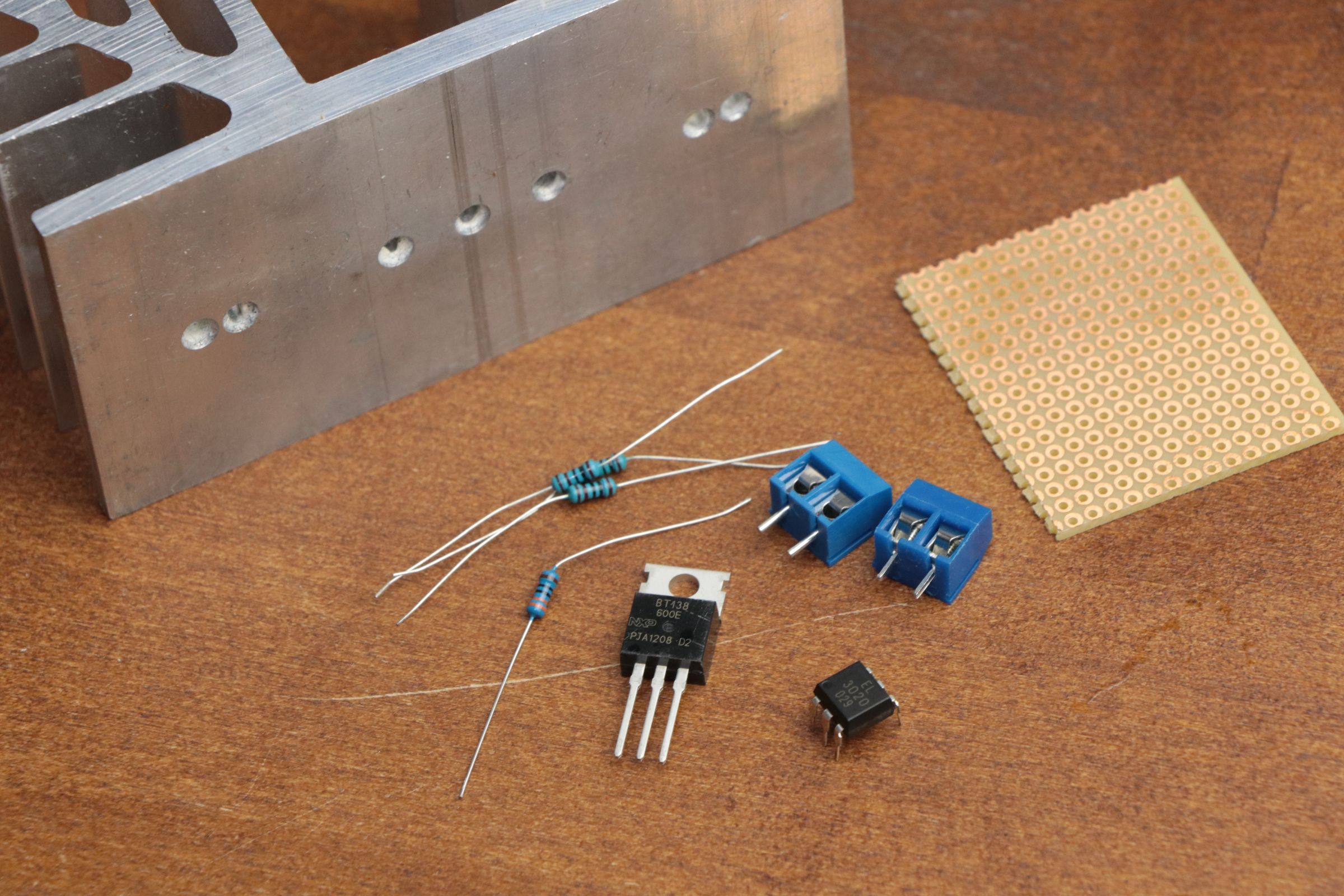 Make Your Own Solid State Relay : 4 Steps (with Pictures) - Instructables