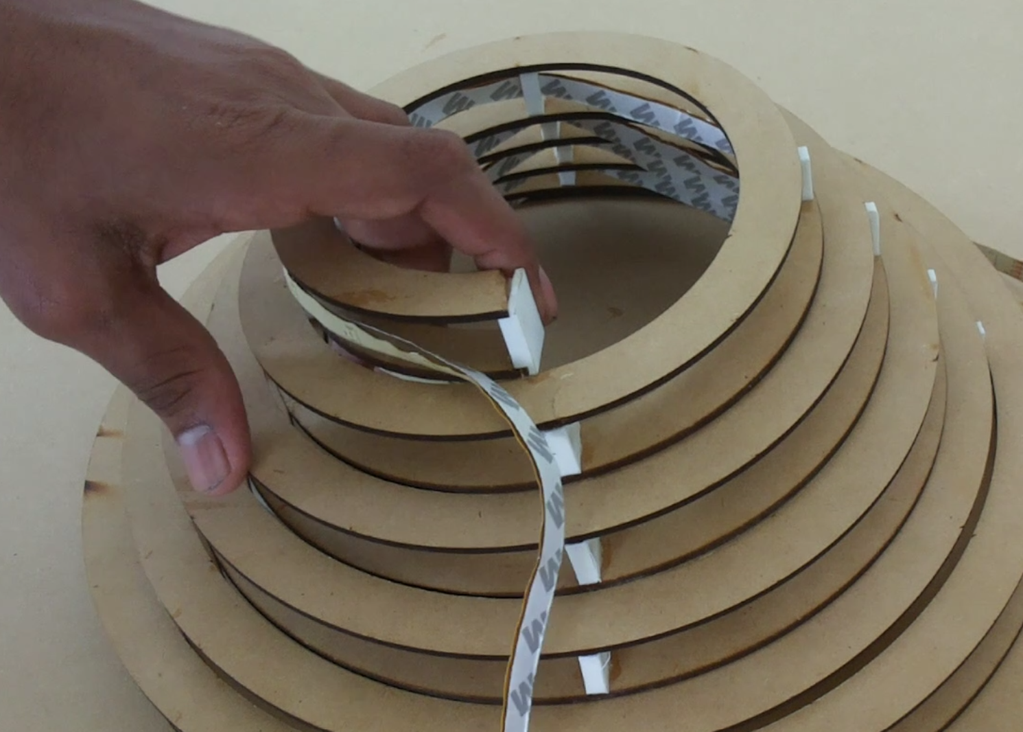 Spiral Table Lamp : 8 Steps (with Pictures) - Instructables