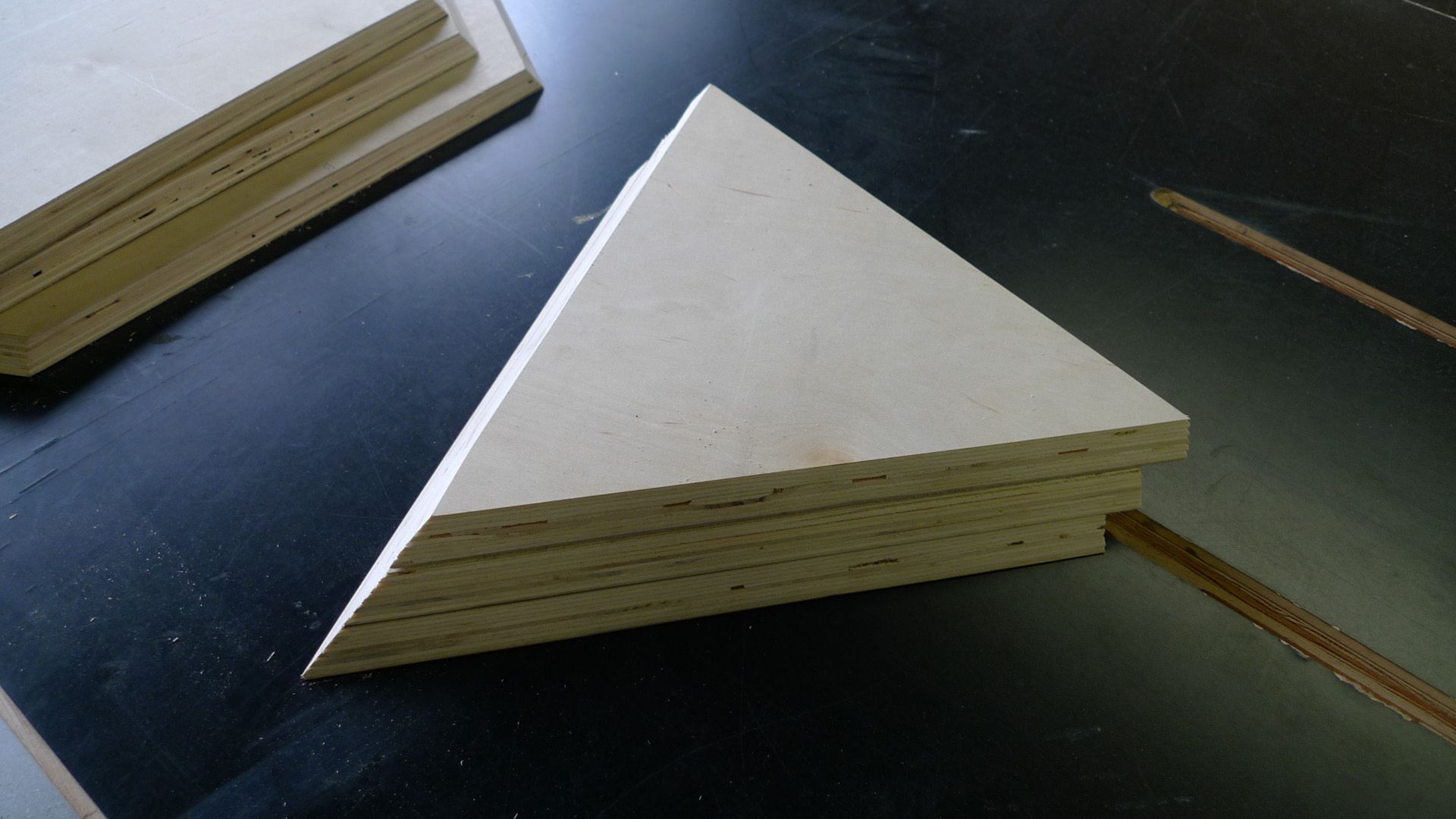 Tetra Table : 24 Steps (with Pictures) - Instructables