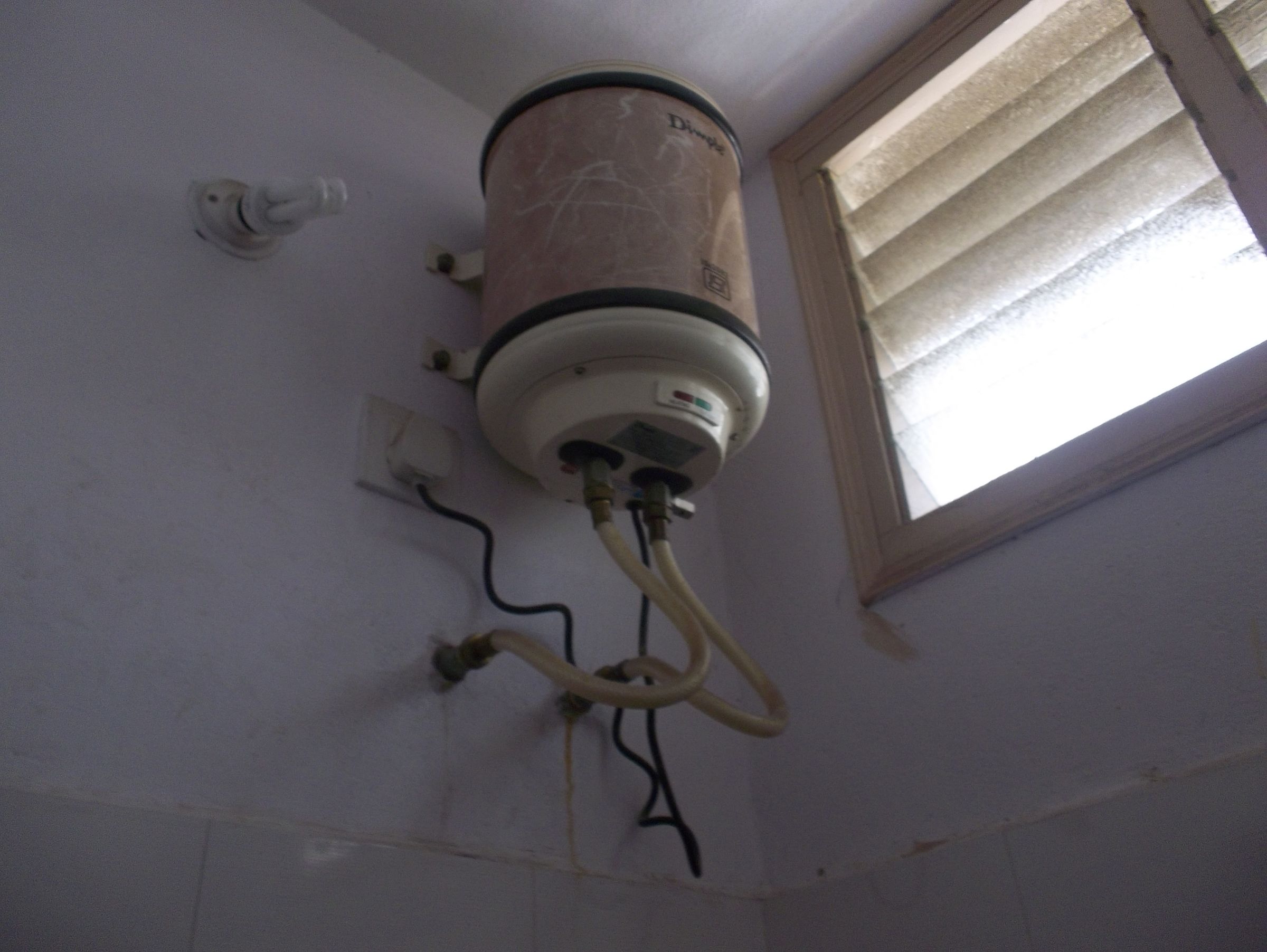 The 'know-it-all' Shower... : 9 Steps - Instructables