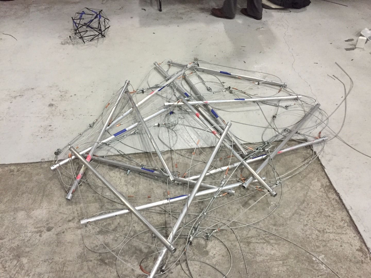 Tensegrity Goes Big for Burning Man : 47 Steps (with Pictures ...