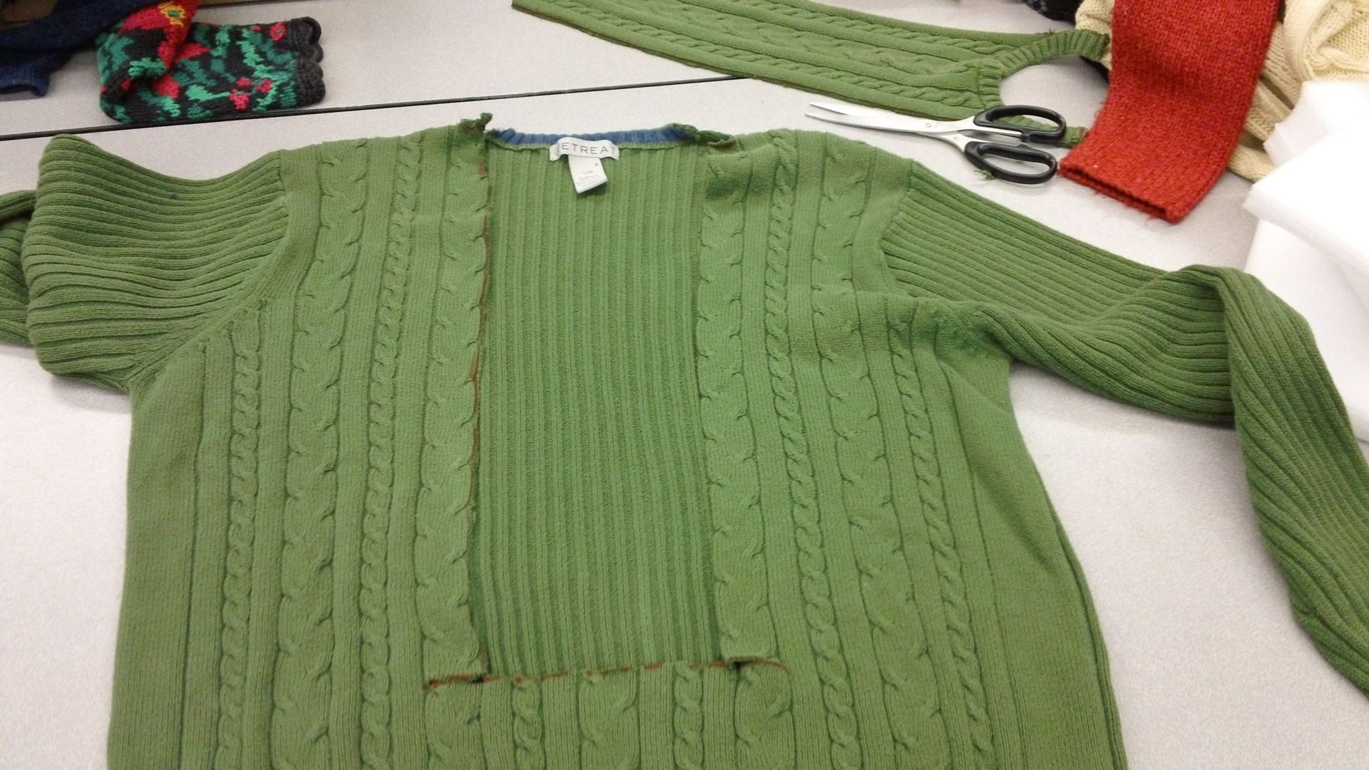 UGLY CHRISTMAS SWEATER DIY (Stuck in the Chimney 2012) : 4 Steps ...