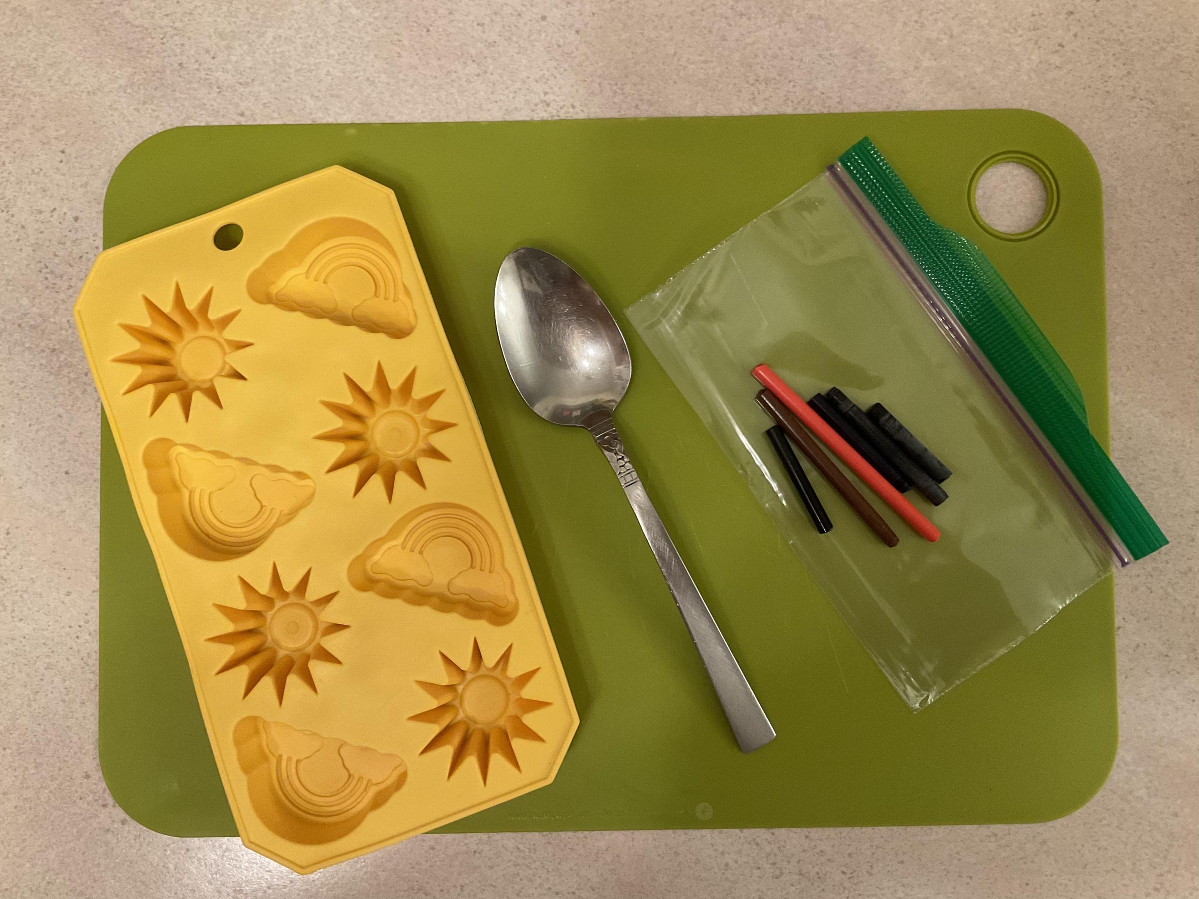 Homemade Crayons : 6 Steps - Instructables