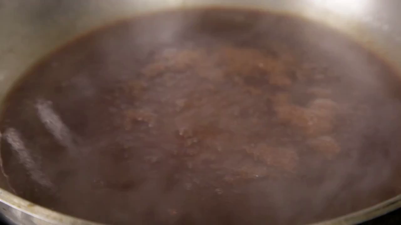 How to Cook a Red Wine Reduction Sauce : 10 Steps - Instructables