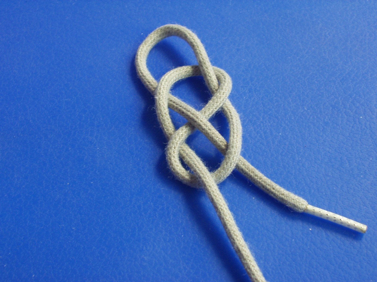 Slide and Lock Loop : 6 Steps - Instructables