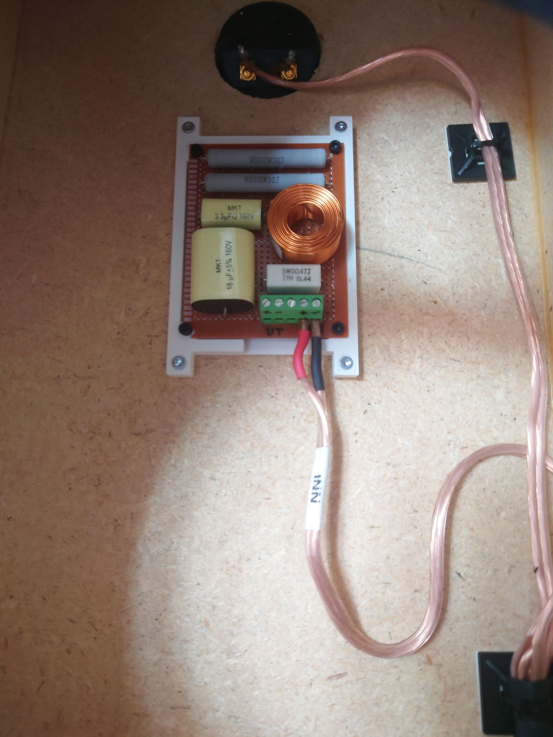 Designing Crossover for Two-way Speaker System : 6 Steps (with Pictures) - Instructables