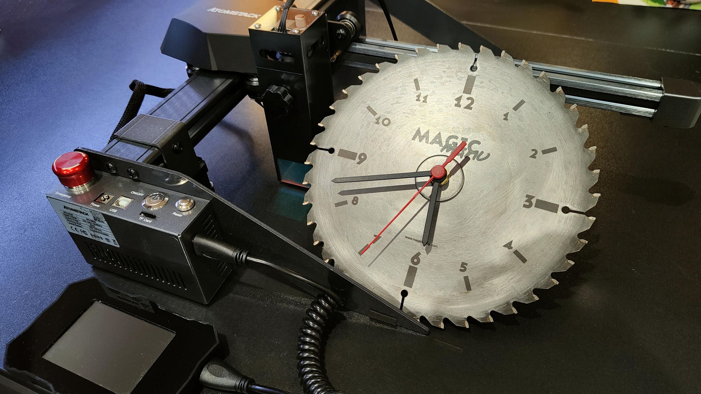 A Clock With a Laser Engraved Saw Blade : 11 Steps (with Pictures ...