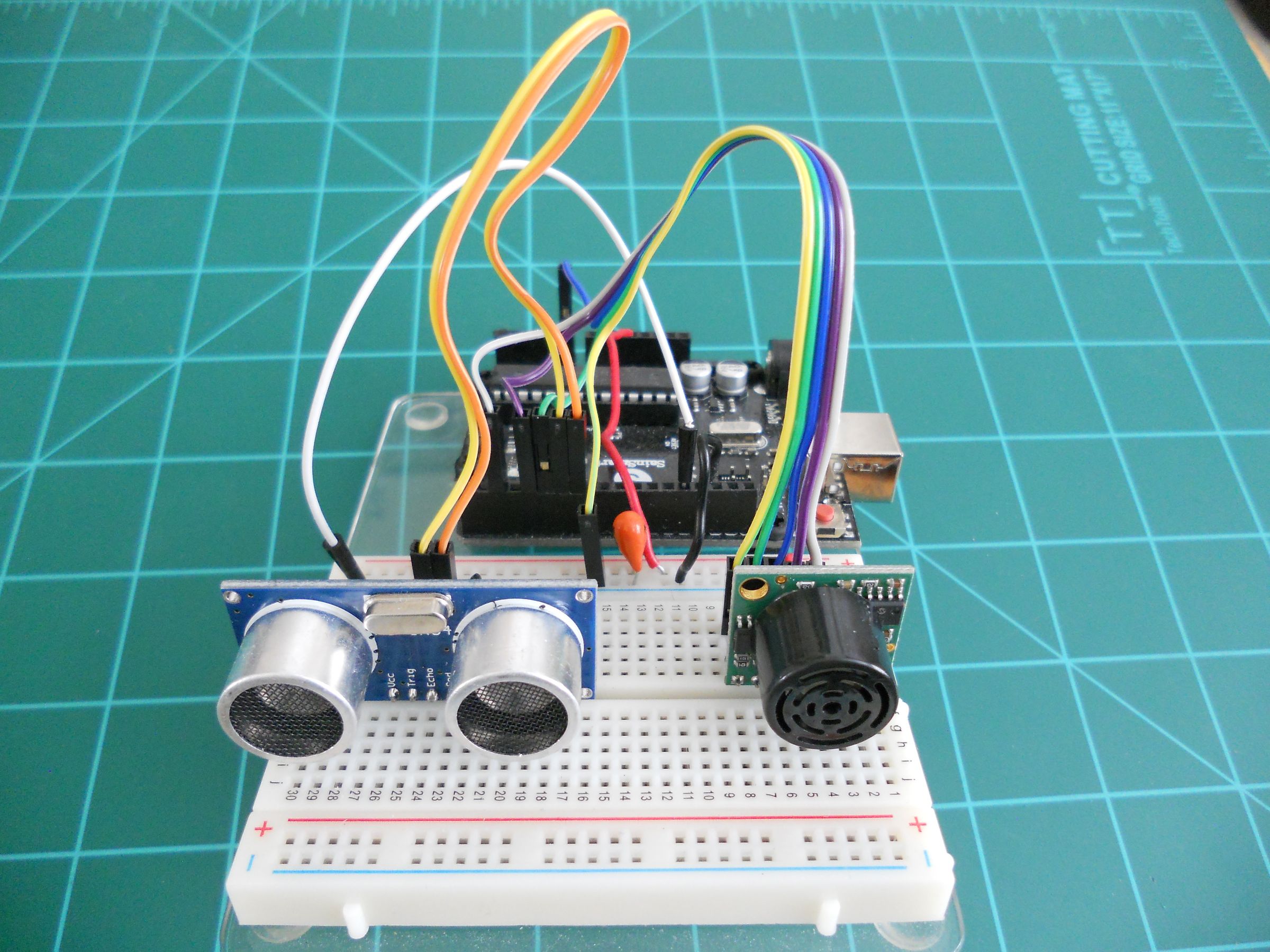 Comparing LV-MaxSonar-EZ and HC-SR04 Sonar Range Finders With Arduino ...