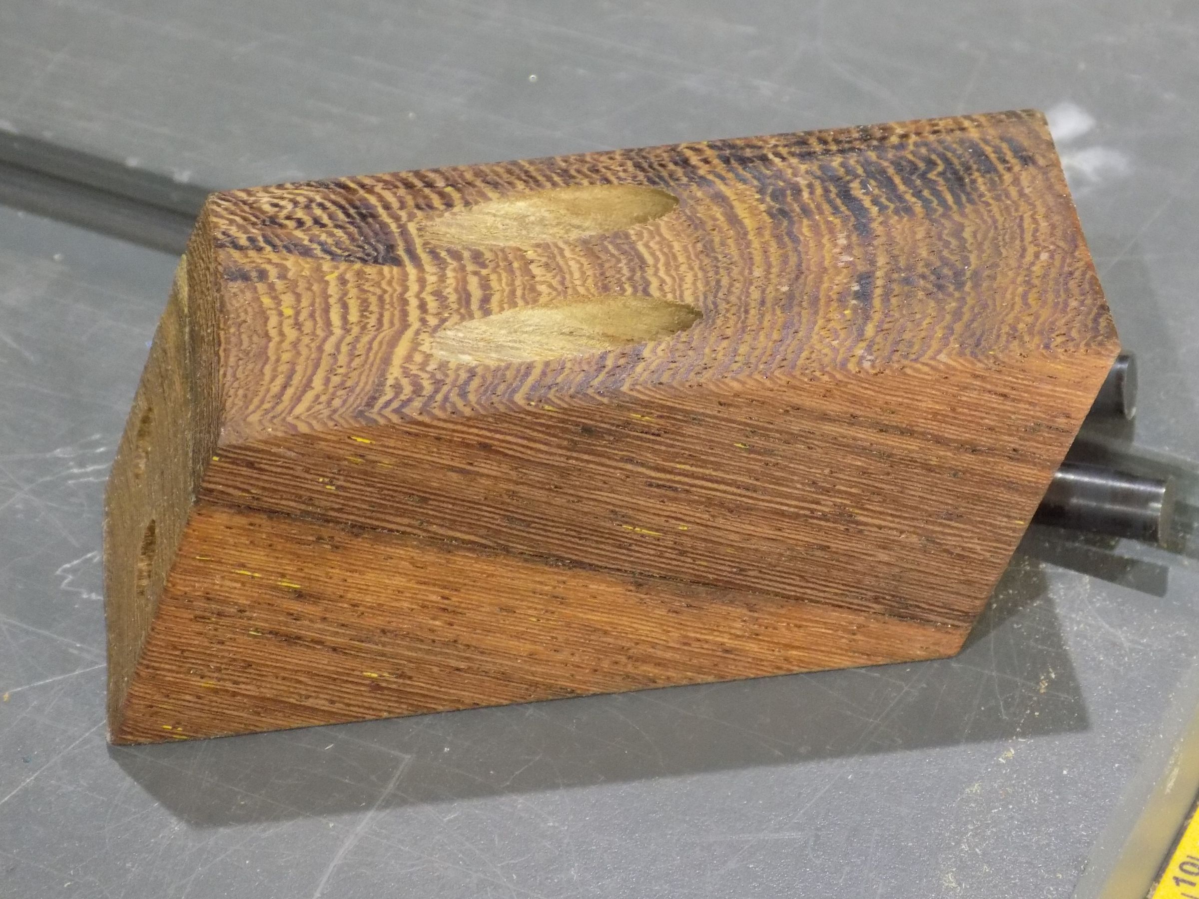 Supereasy Cheap Pockethole Jig : 5 Steps (with Pictures) - Instructables