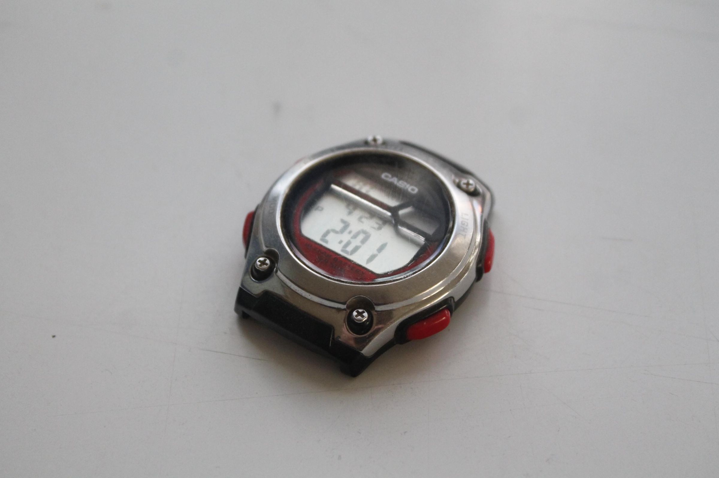 Converting a Wristwatch Into a Desk Clock : 4 Steps (with Pictures ...