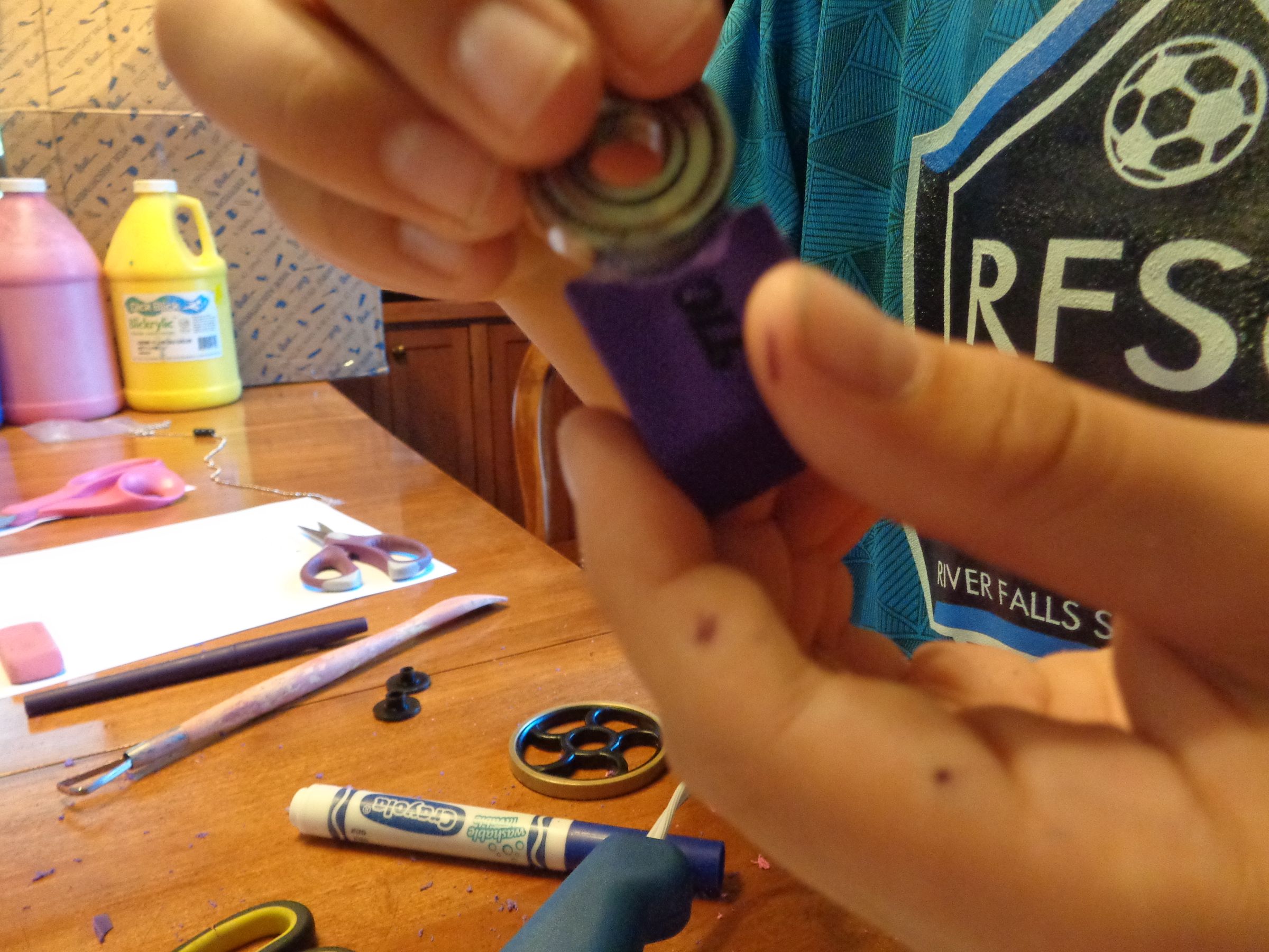 Eraser Fidget Spinner : 5 Steps - Instructables