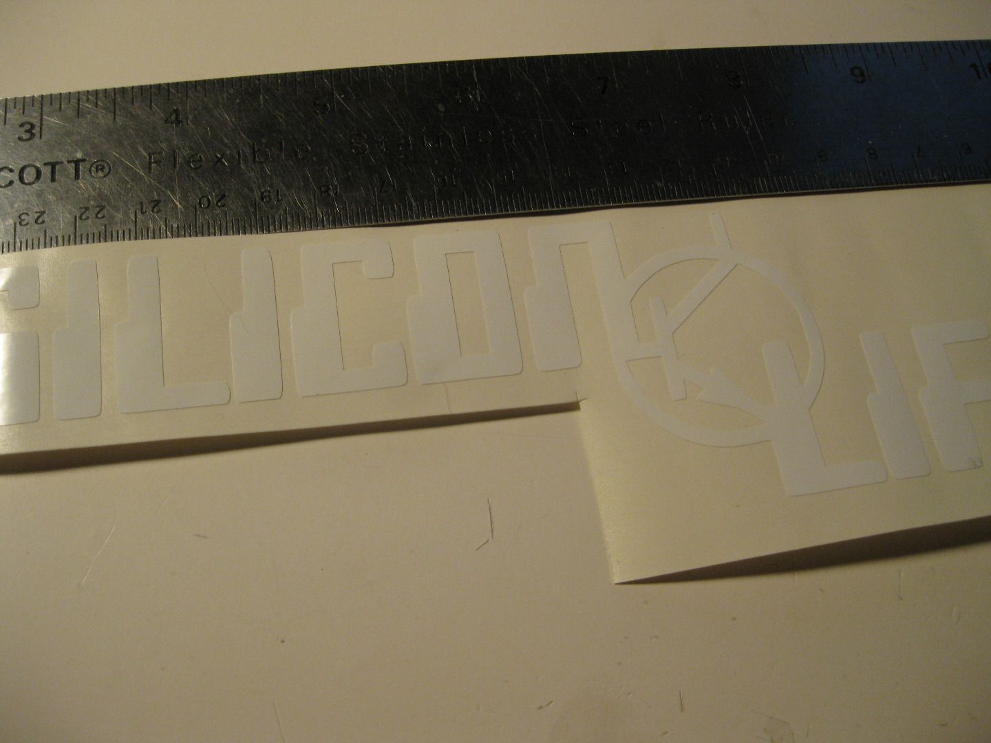 Cutting DIY Vinyl Stickers for Your Car With Scrap Vinyl and the ...