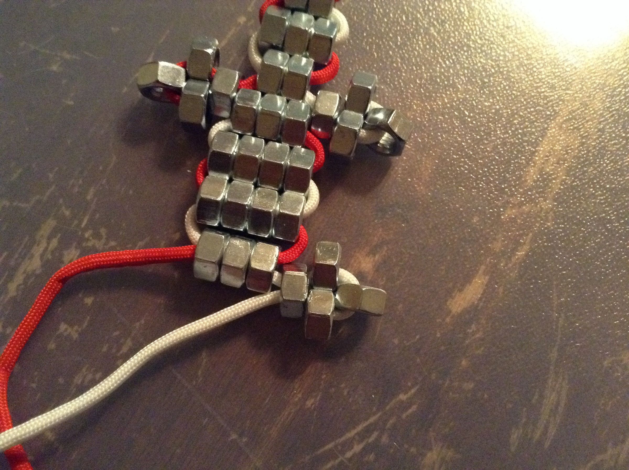 Paracord Gecko/ Lizard : 10 Steps (with Pictures) - Instructables
