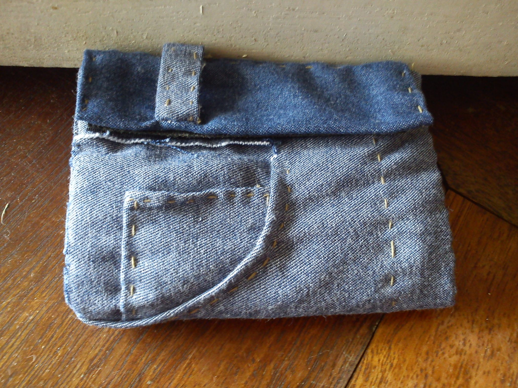 Jeans Wallet : 10 Steps (with Pictures) - Instructables