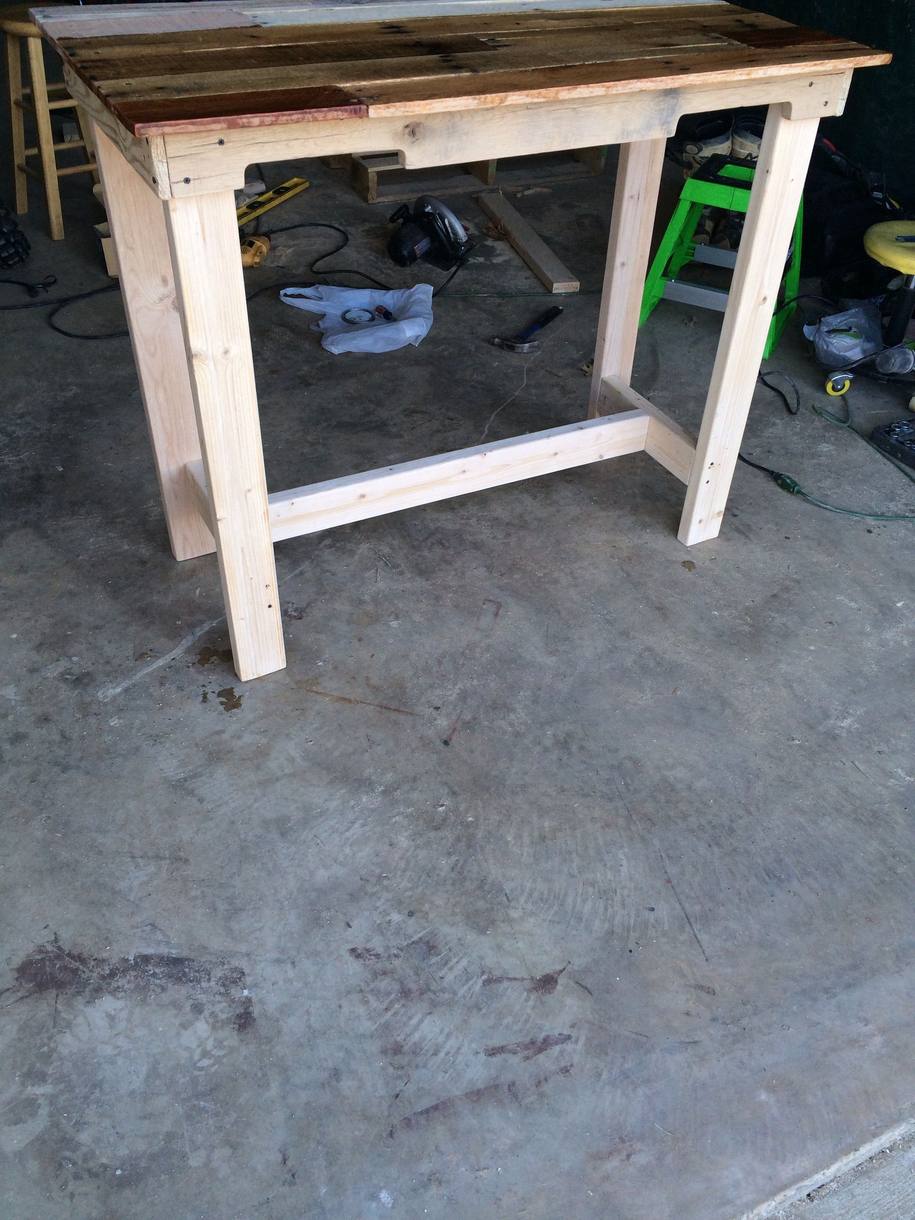 Pallet Table : 7 Steps (with Pictures) - Instructables