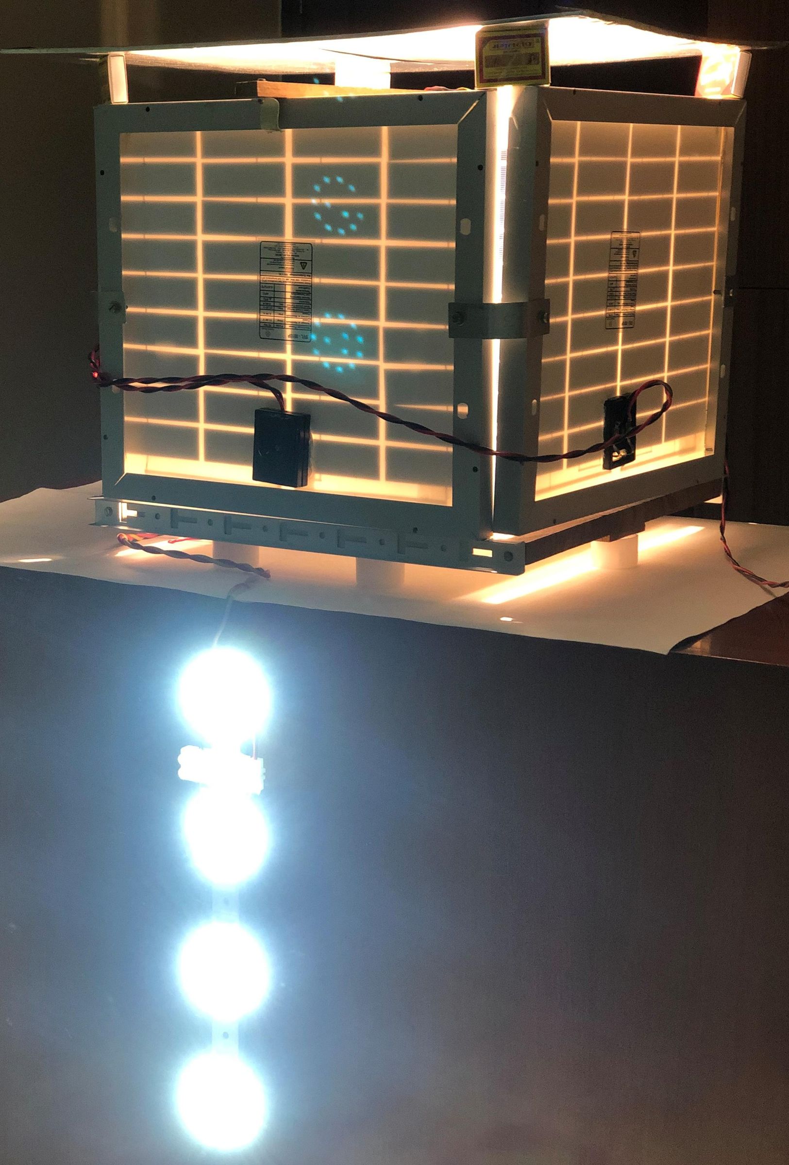 Compact Sunlight Simulator for Photovoltaic Panels : 6 Steps (with ...