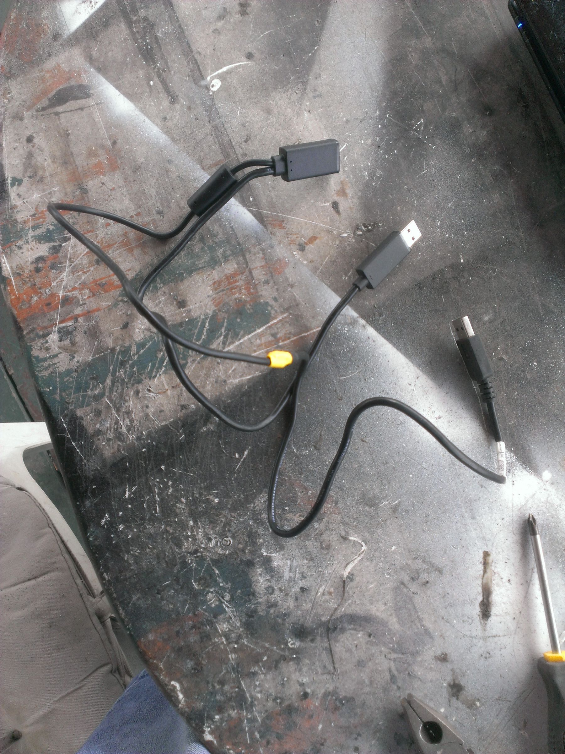 Microsoft Kinect Portable Power Supply on a Dollar Store Budget... : 9 ...