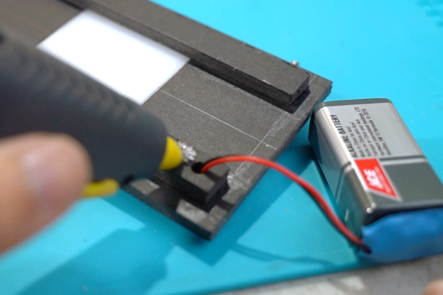 DIY Cardboard Smartphone Film Scanner : 19 Steps (with Pictures ...