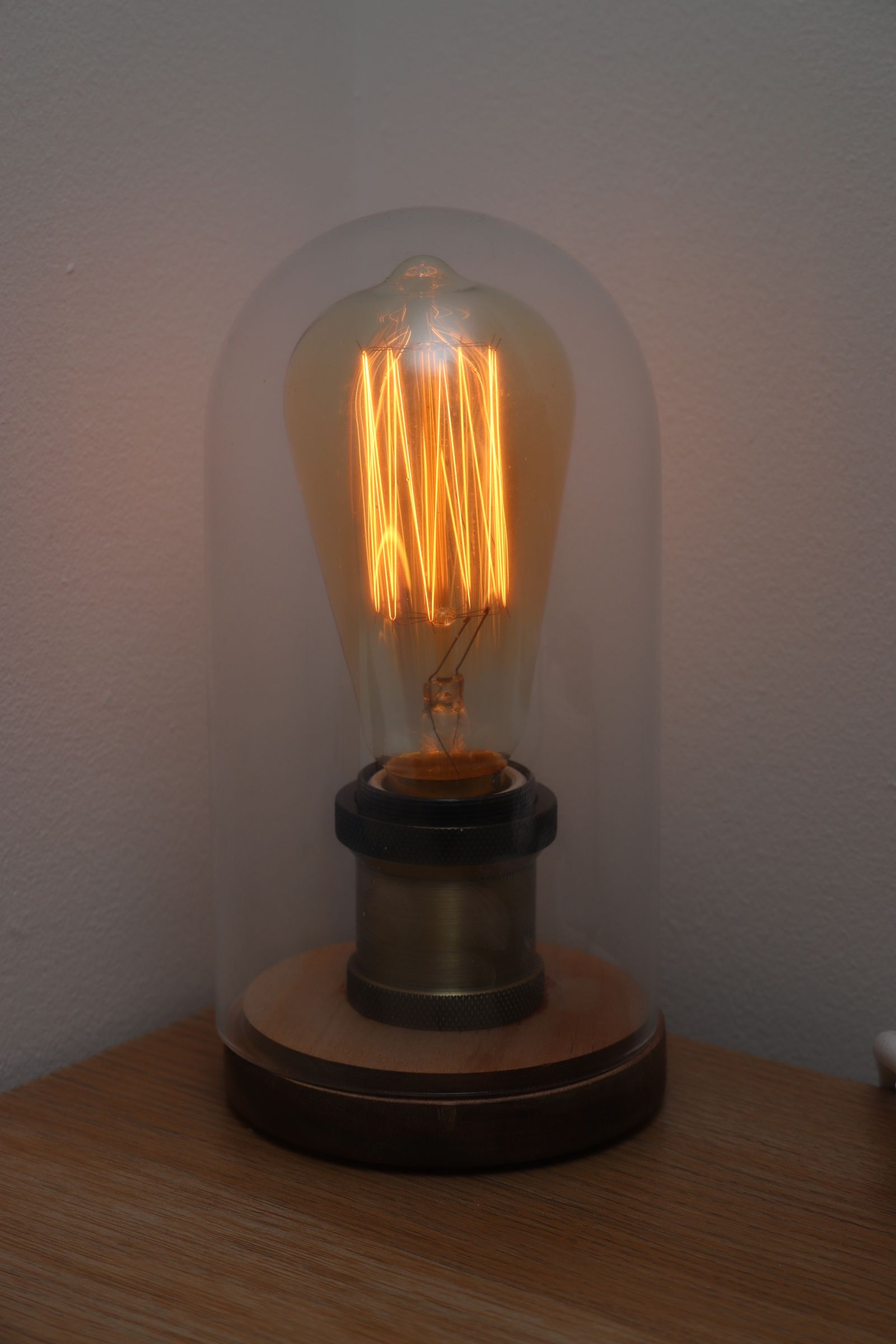 Edison Desk Lamp : 6 Steps (with Pictures) - Instructables
