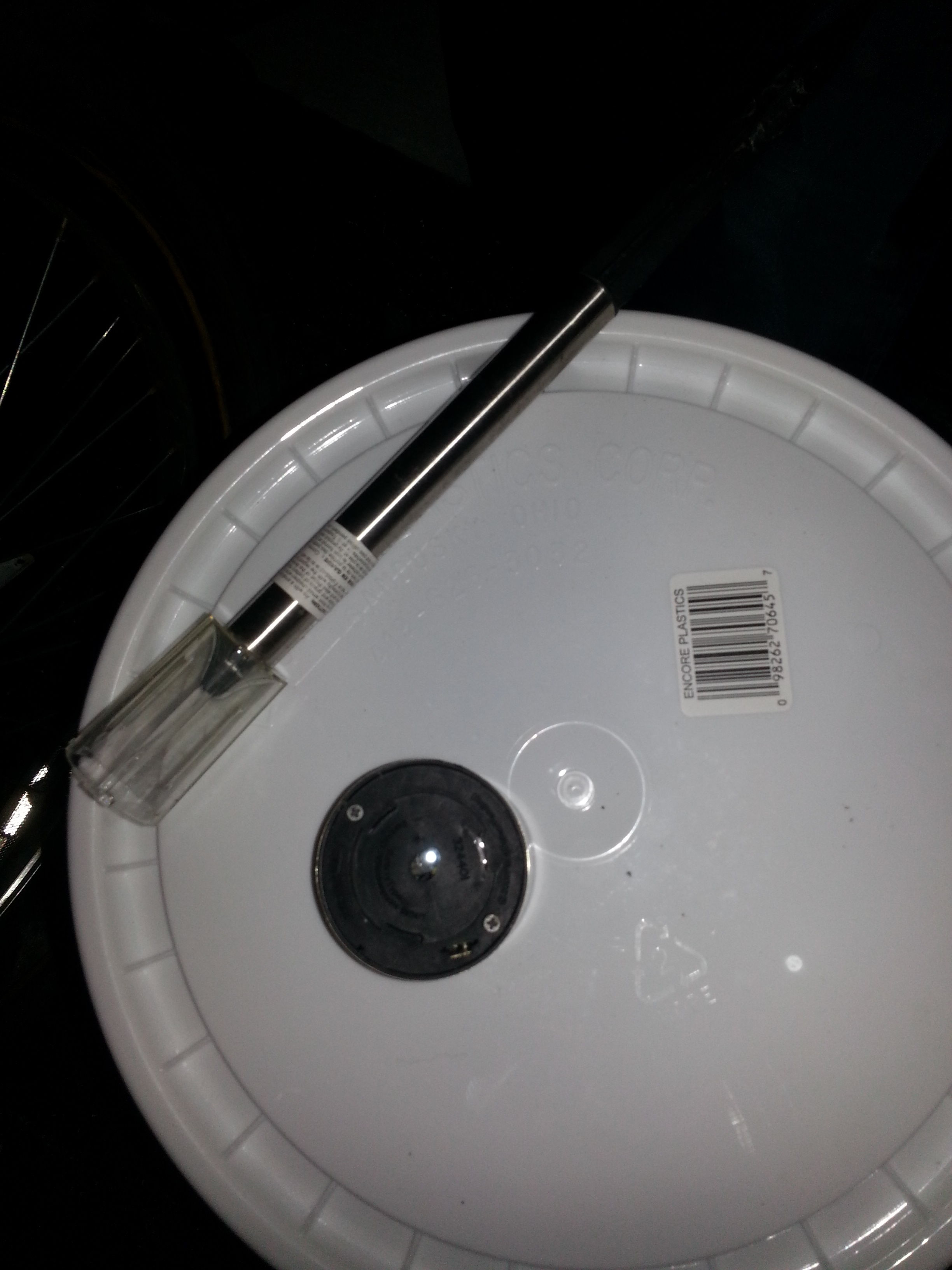 Solar Led Light Bucket - Instructables