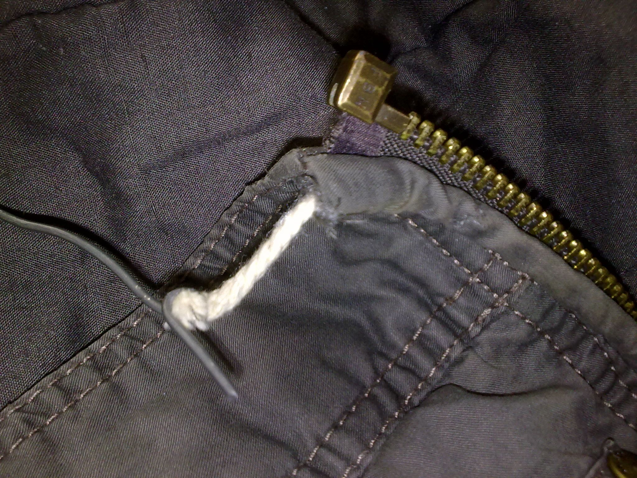 Jacket Mod: Stop the Zipper From Catching the Fabric! : 6 Steps (with ...