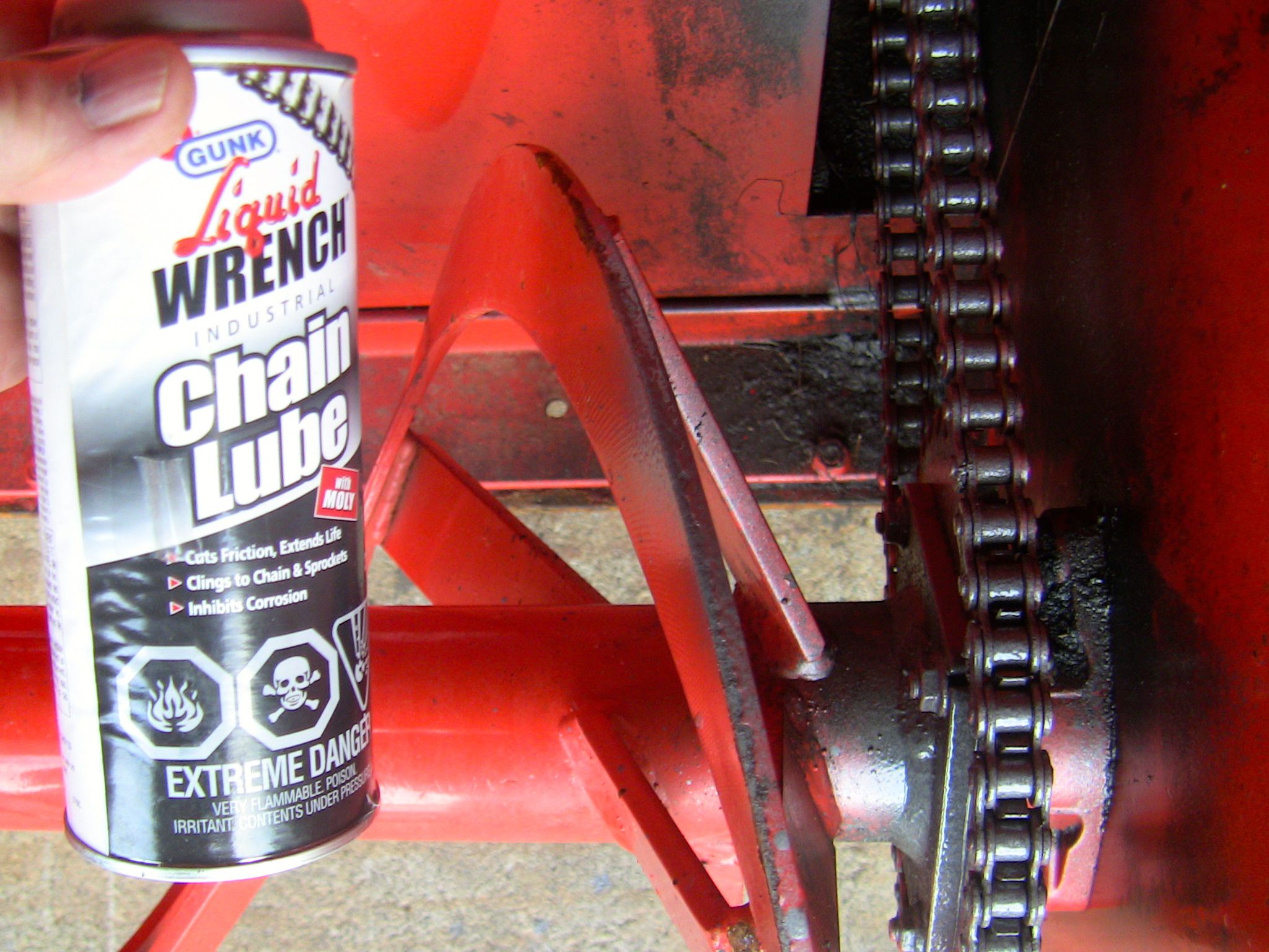 Installing Snowblower on Kubota BX Tractor : 6 Steps (with Pictures ...