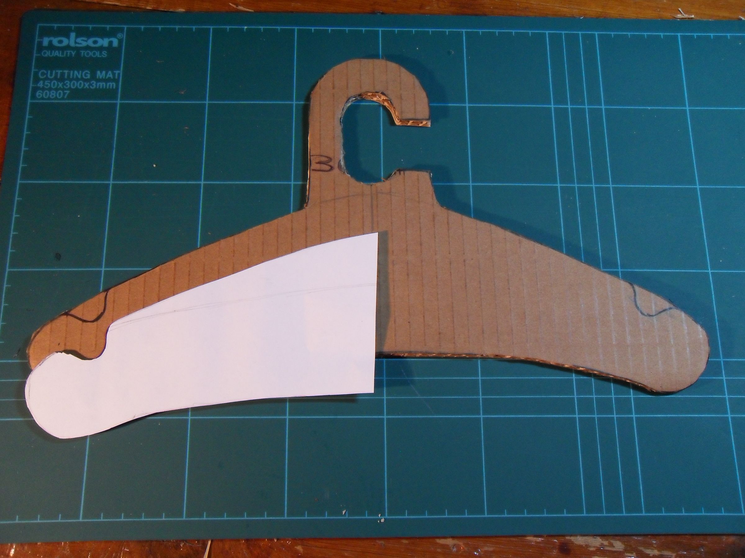 Stylish Cardboard Clothes Hangers : 5 Steps (with Pictures) - Instructables