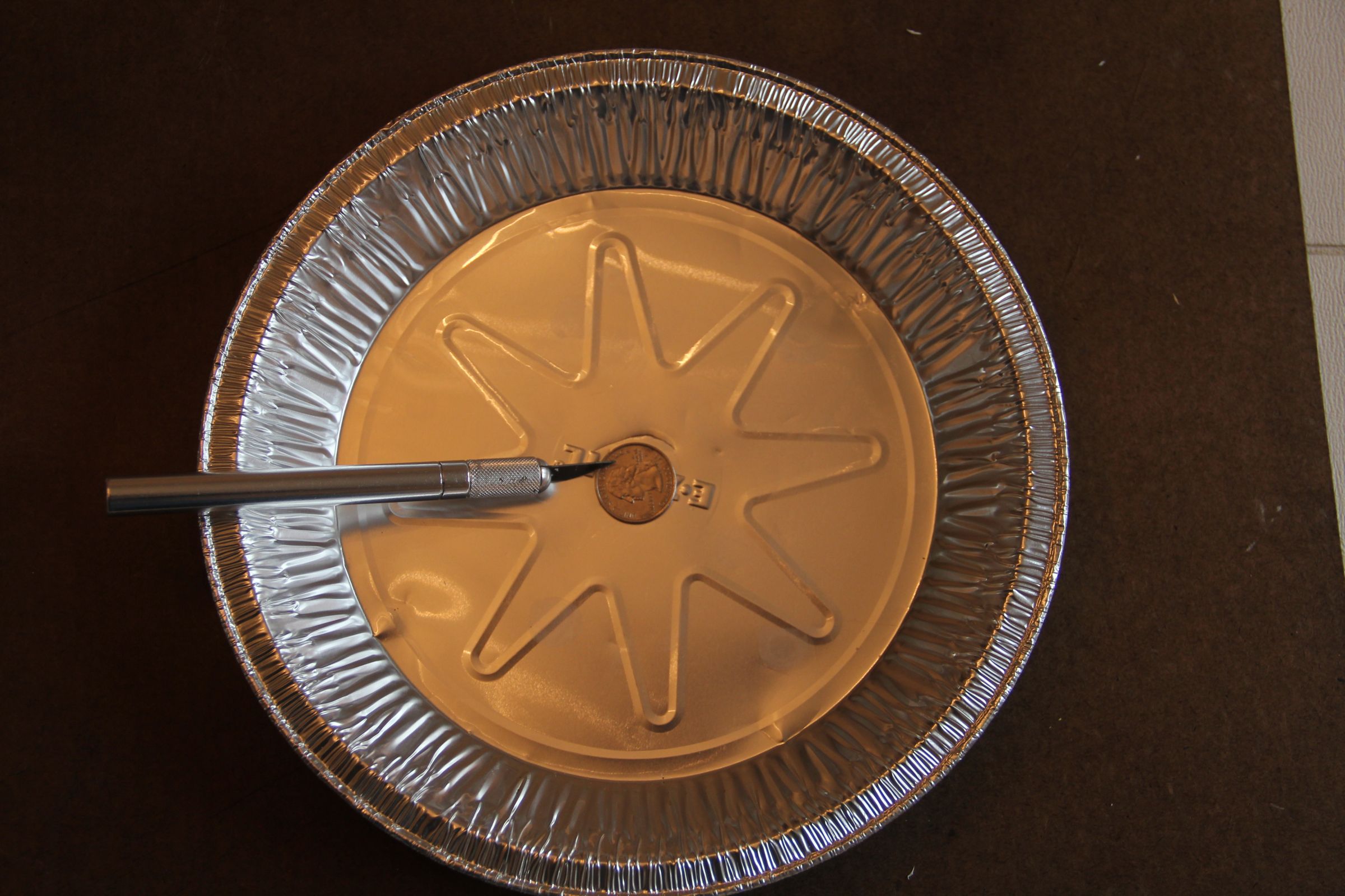 It's the Pie Tin Great Pumpkin : 8 Steps (with Pictures) - Instructables