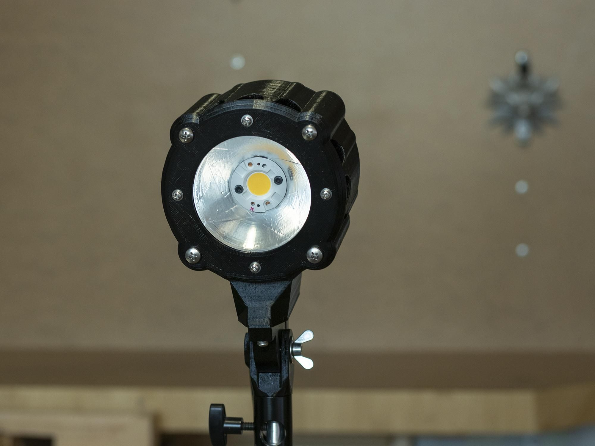 3D Printed Natural-Color Cost-Effective Worklight (Extreme Attention to ...