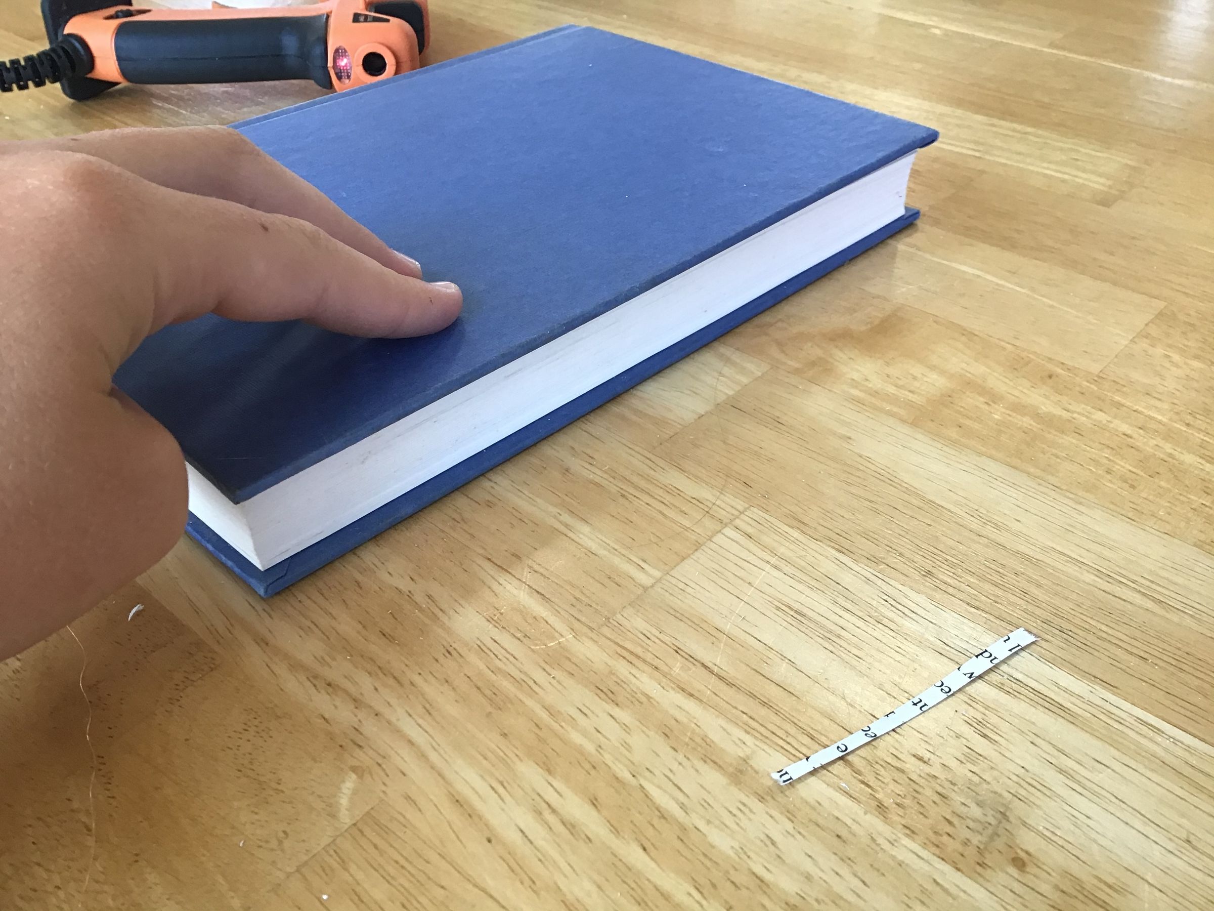 Book Compartment Easy - Instructables